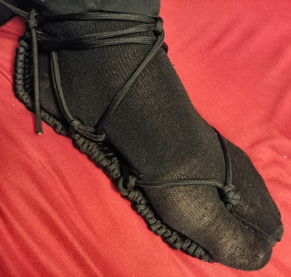 Make Your Own Bleach Cosplay Sandals (waraji) : 9 Steps - Instructables