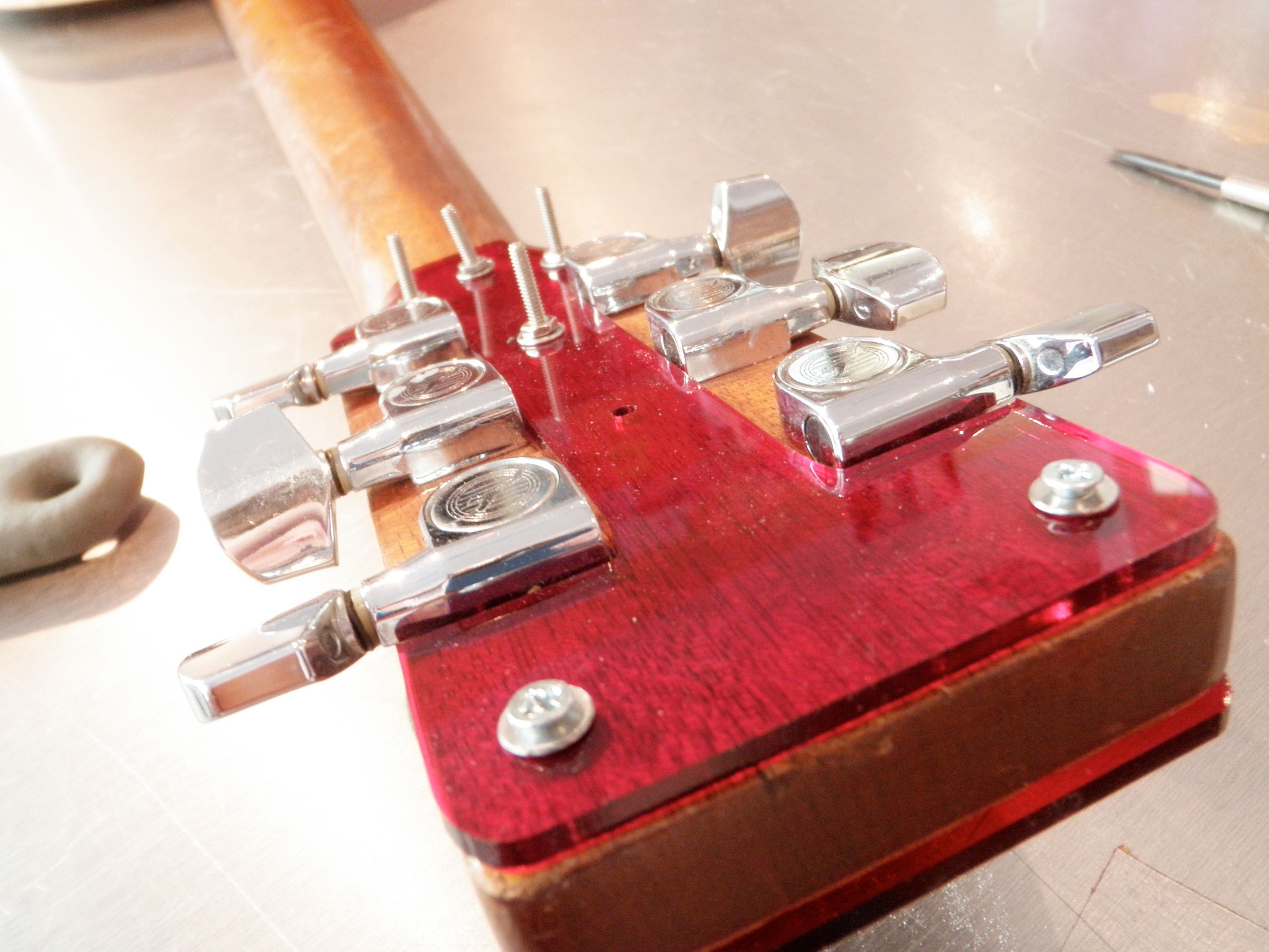 Guitar Head Repair : 14 Steps (with Pictures) - Instructables