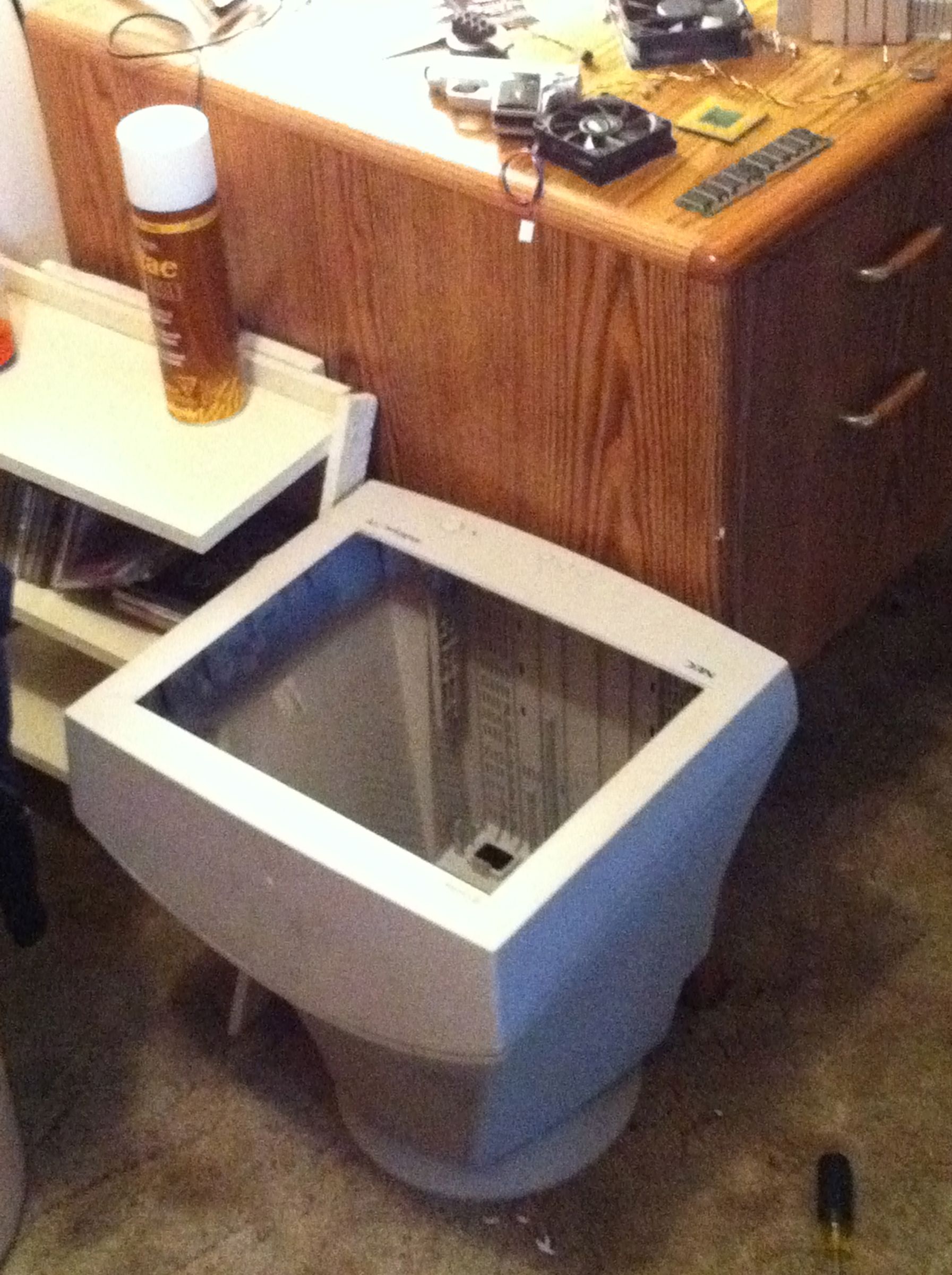Recycled Computer Monitor to Waste Basket (super Easy) : 4 Steps ...