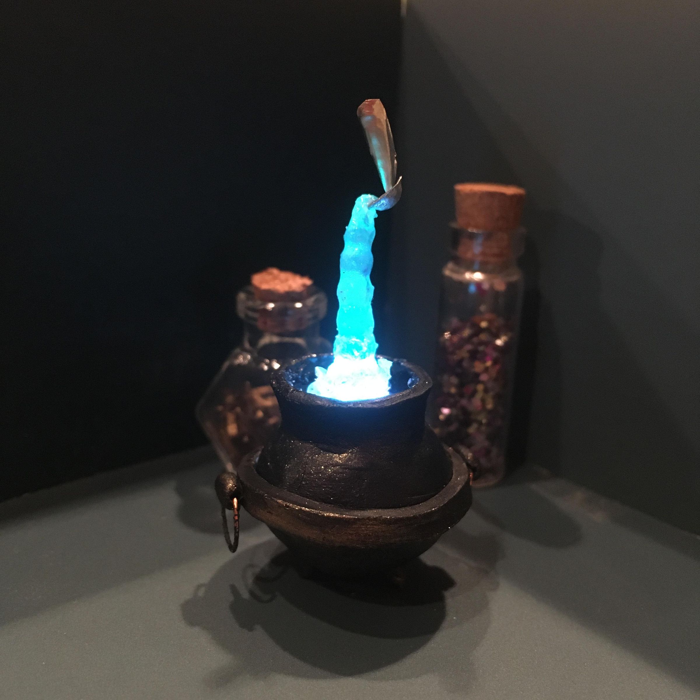 DIY Miniature Cauldron With a Spooky Potion That Glows : 9 Steps (with ...
