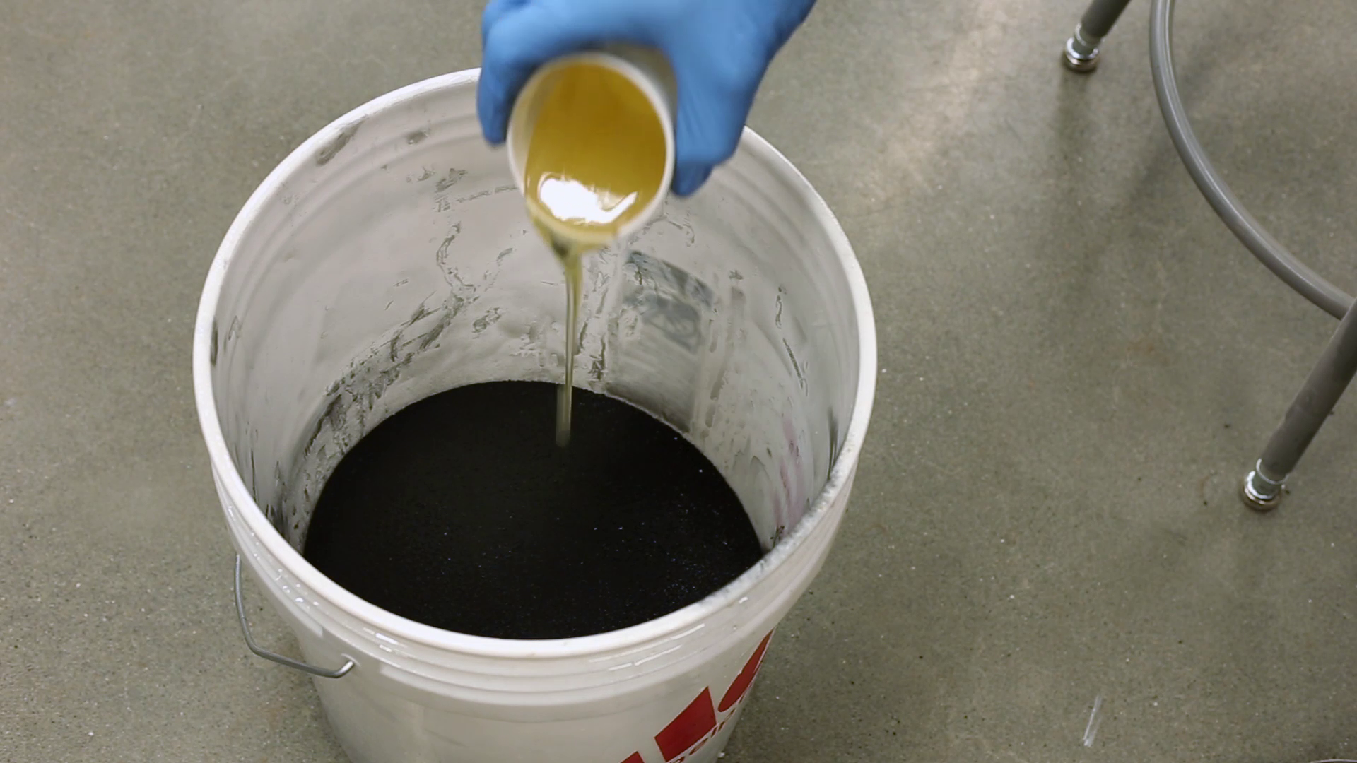 Casting Coal With Epoxy Resin and Silicone Molds : 5 Steps (with ...