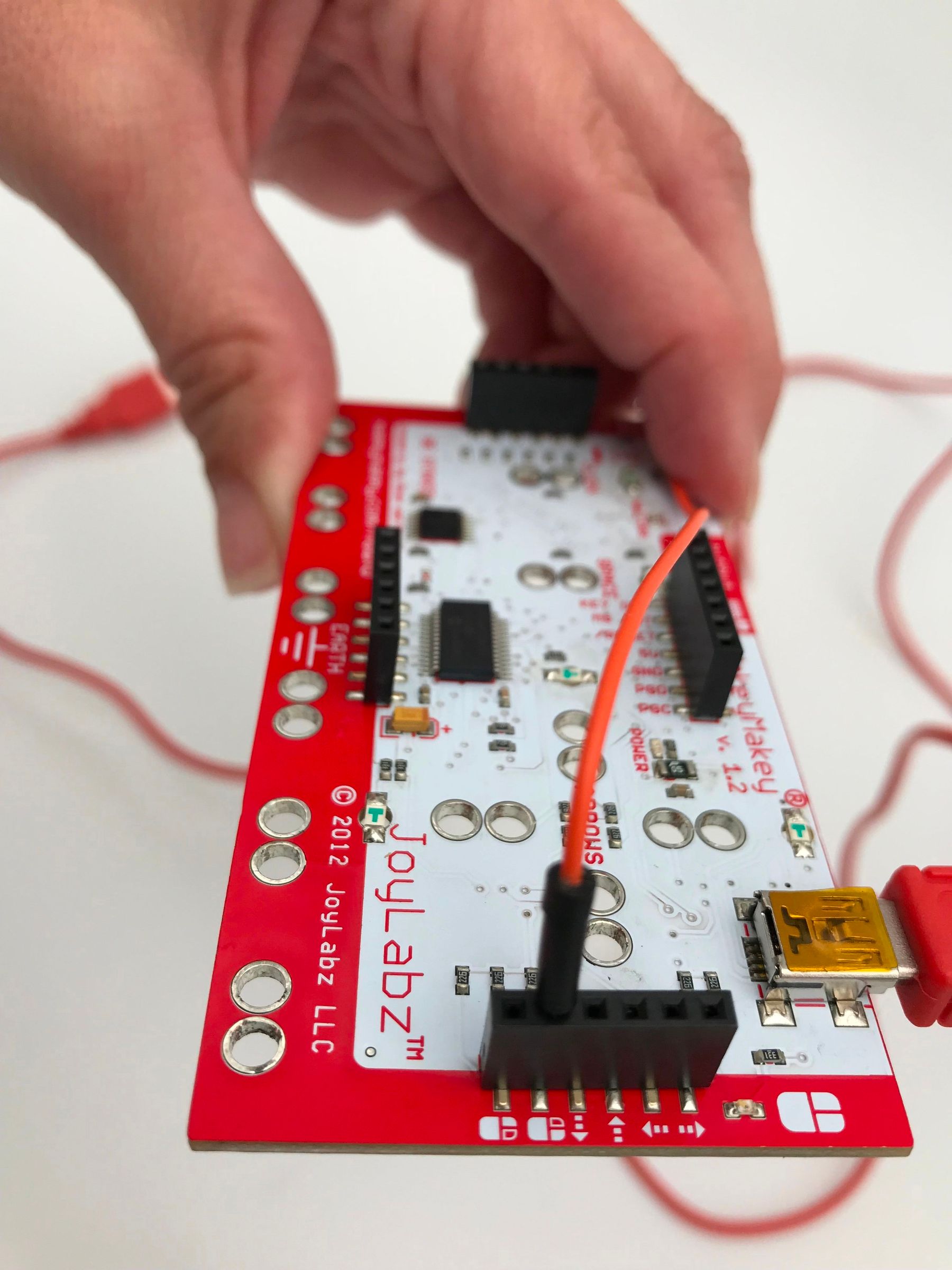 3 Ways to Control Scratch With Makey Makey Click : 4 Steps - Instructables
