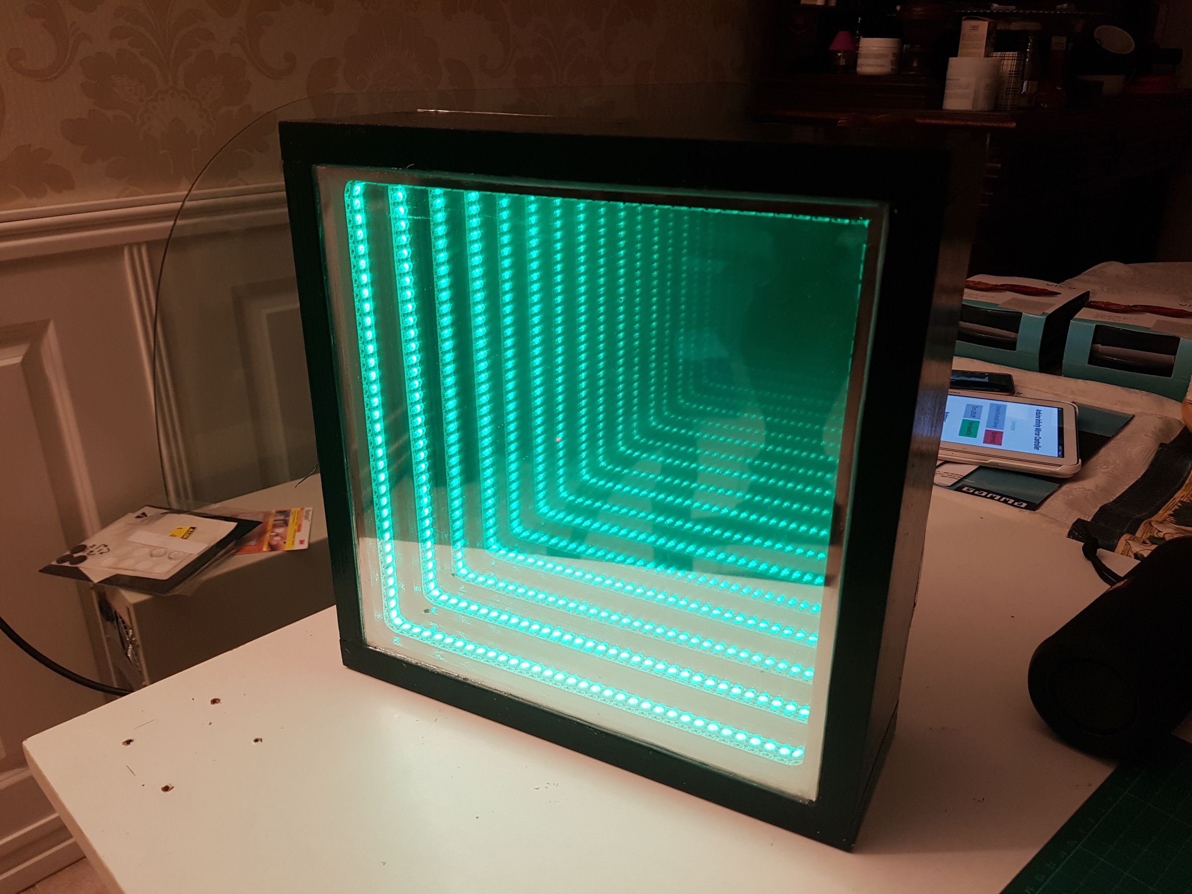 Arduino Infinity Mirror (Bluetooth & Sound Reactive) : 9 Steps (with ...
