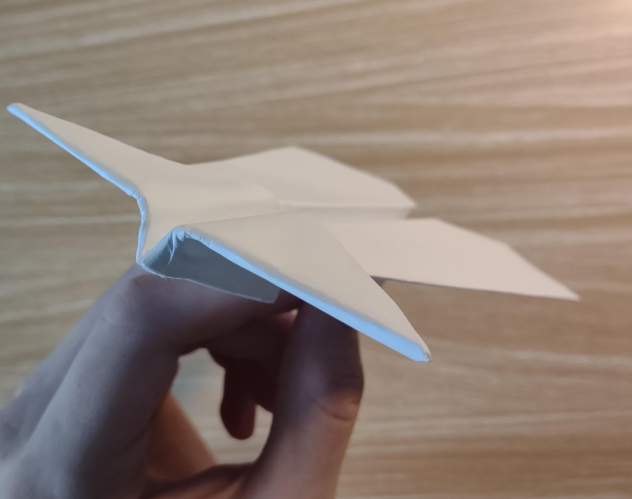 HammerHead | Paper Plane : 15 Steps - Instructables