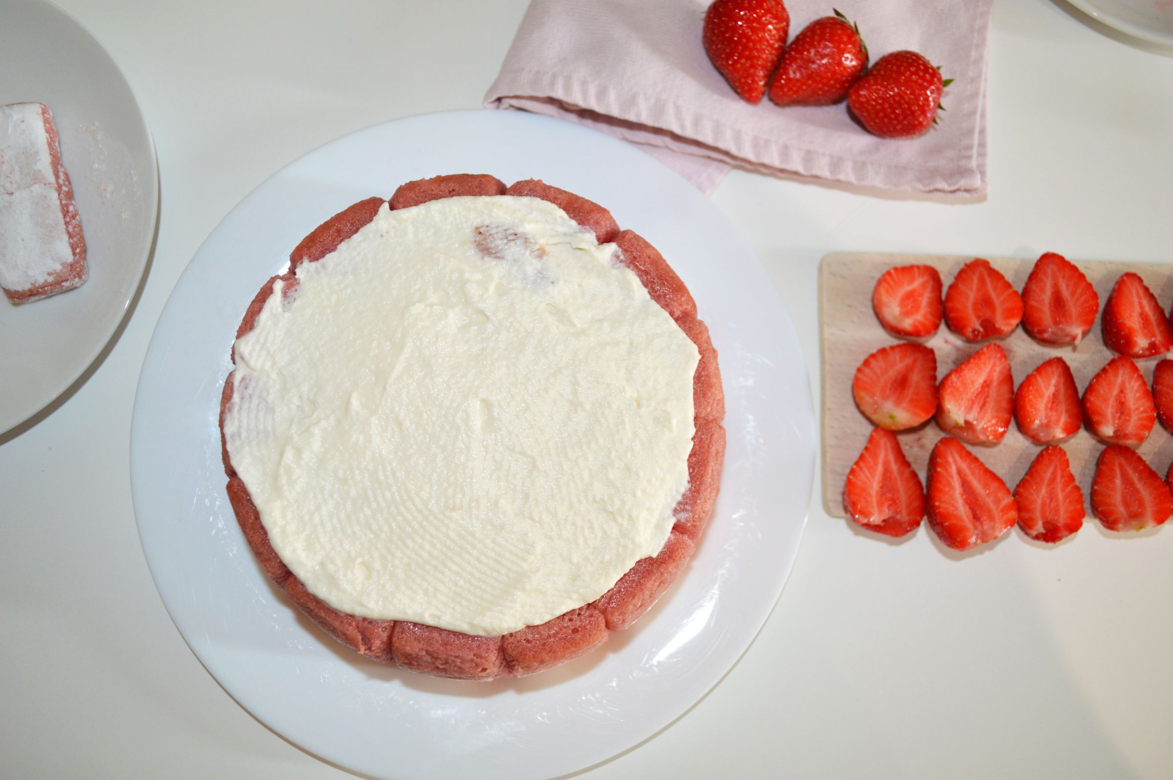 Strawberry Charlotte Cake : 6 Steps (with Pictures) - Instructables
