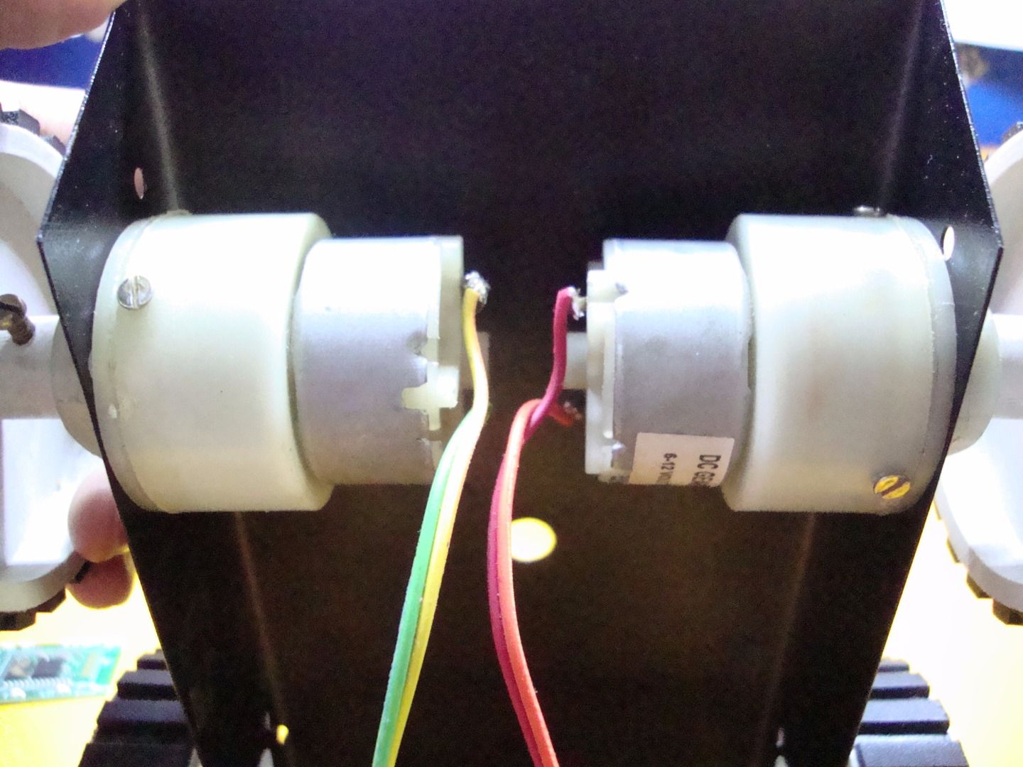 Laptop Controlled Robot V2.0 : 24 Steps (with Pictures) - Instructables