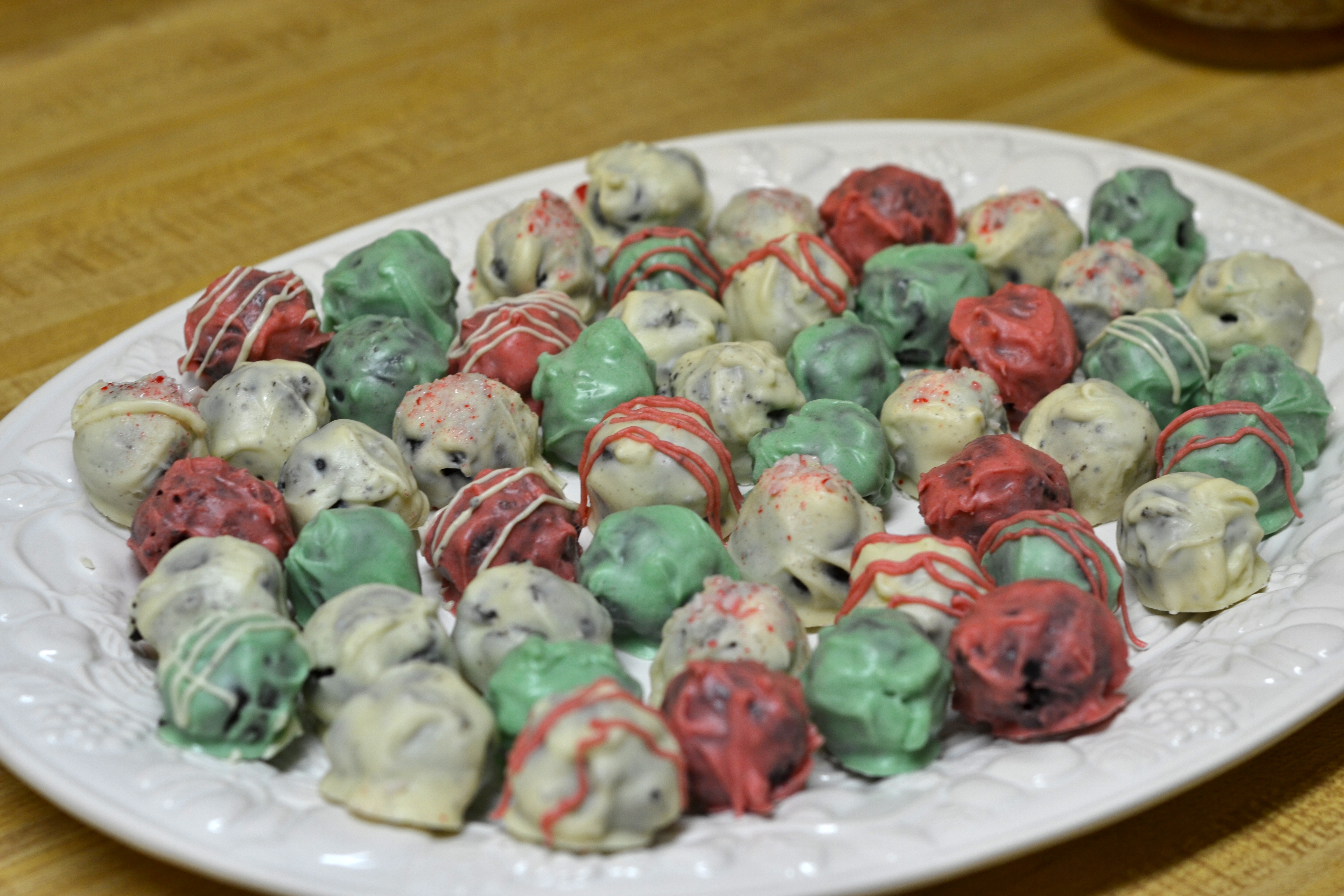 Holiday Inside Out Oreo Balls : 5 Steps (with Pictures) - Instructables