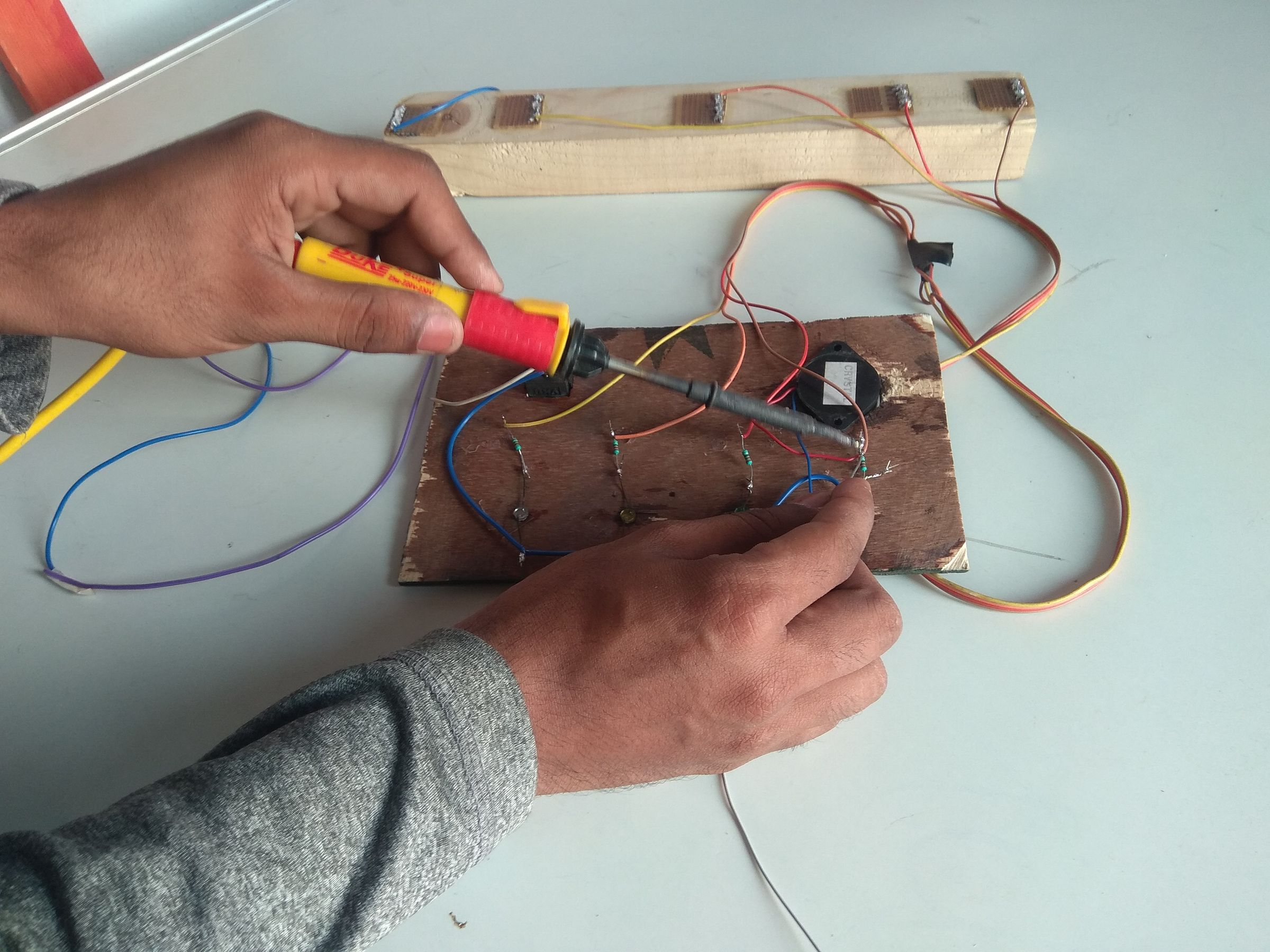 LED Water Level Indicator : 4 Steps - Instructables