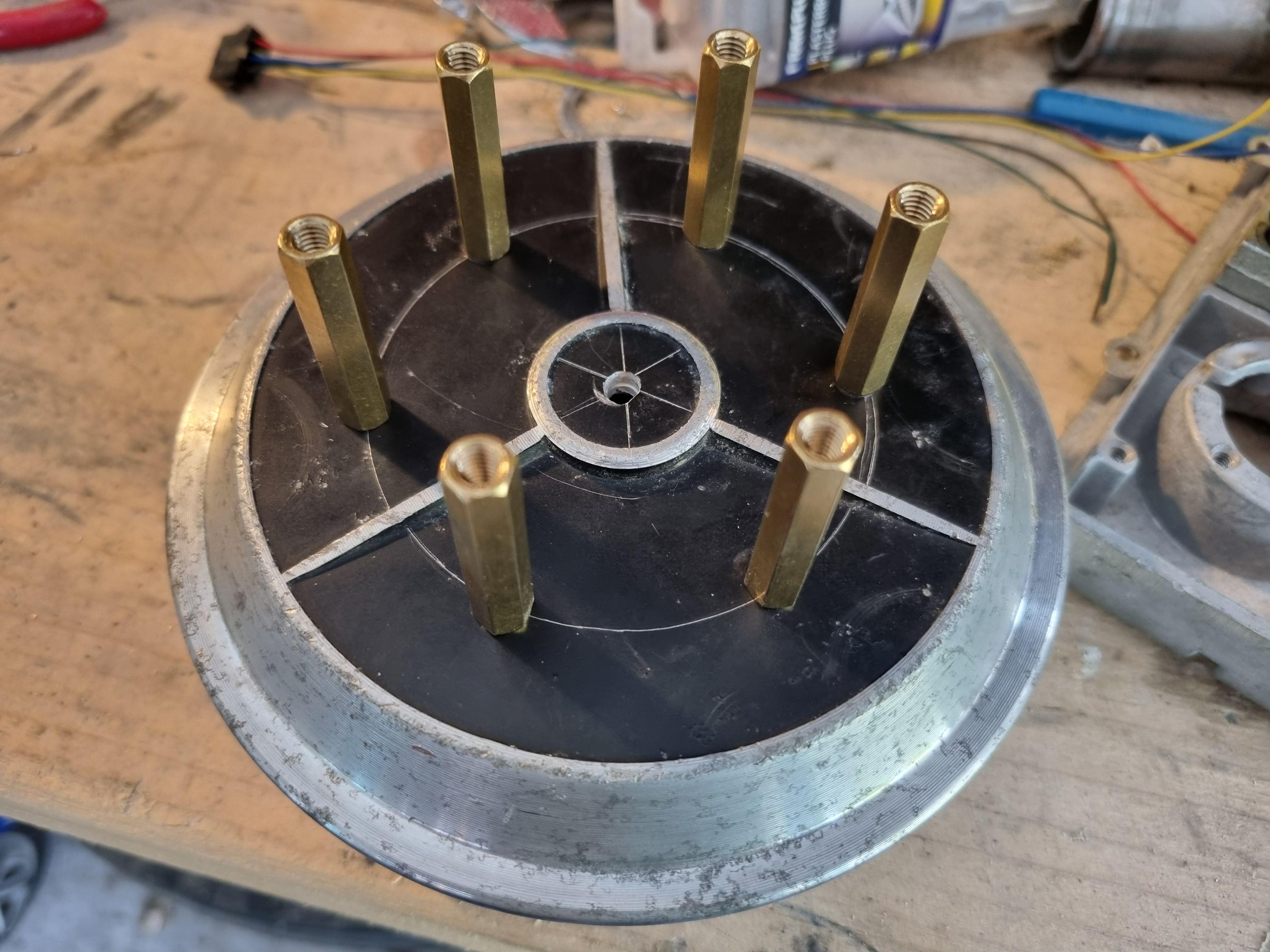 50 Bucks Direct Drive Wheel Base From a Hoverboard : 9 Steps ...