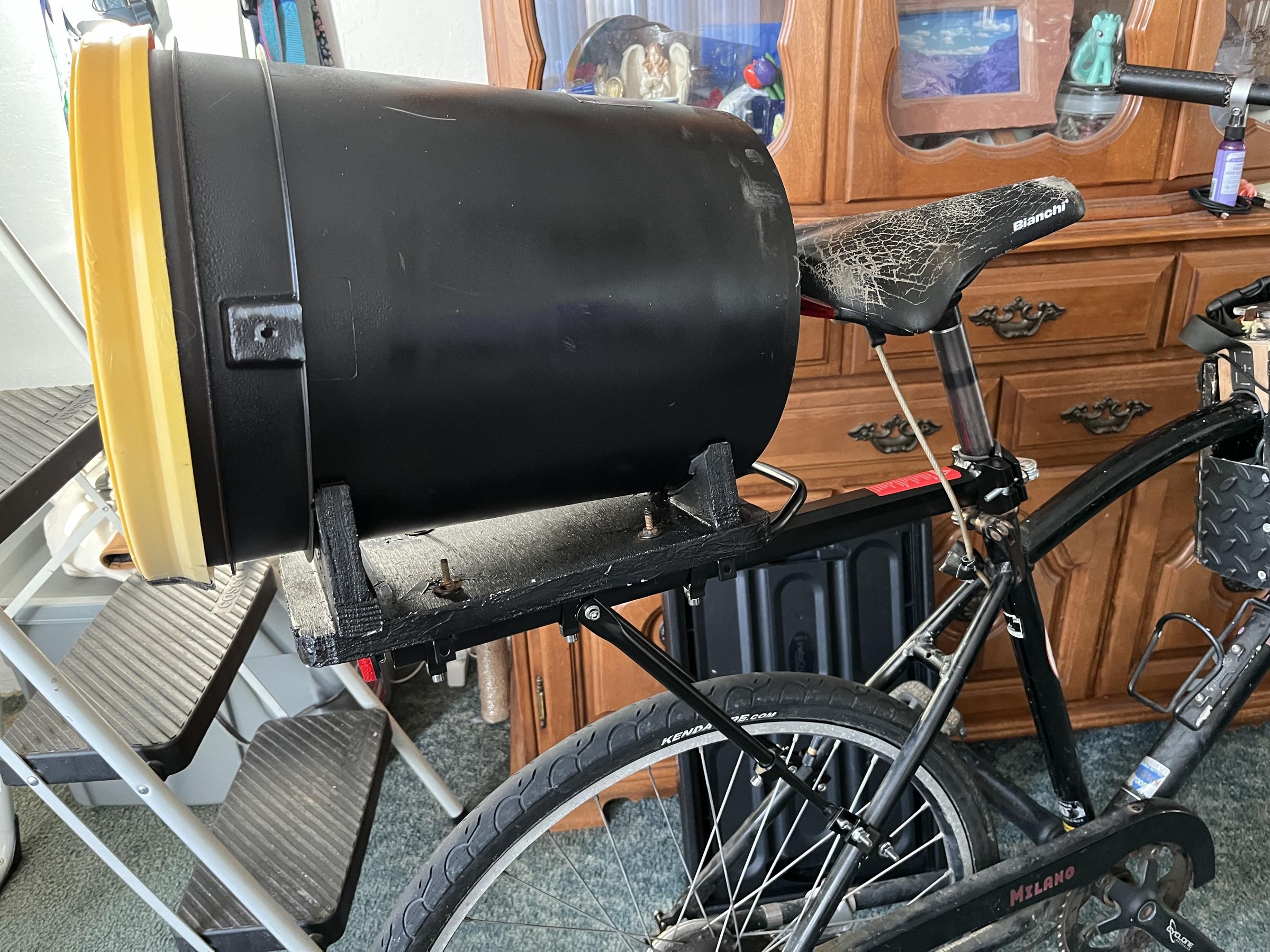 Bike Bucket - a Pannier Alternative That's Self-levelling, Waterproof ...