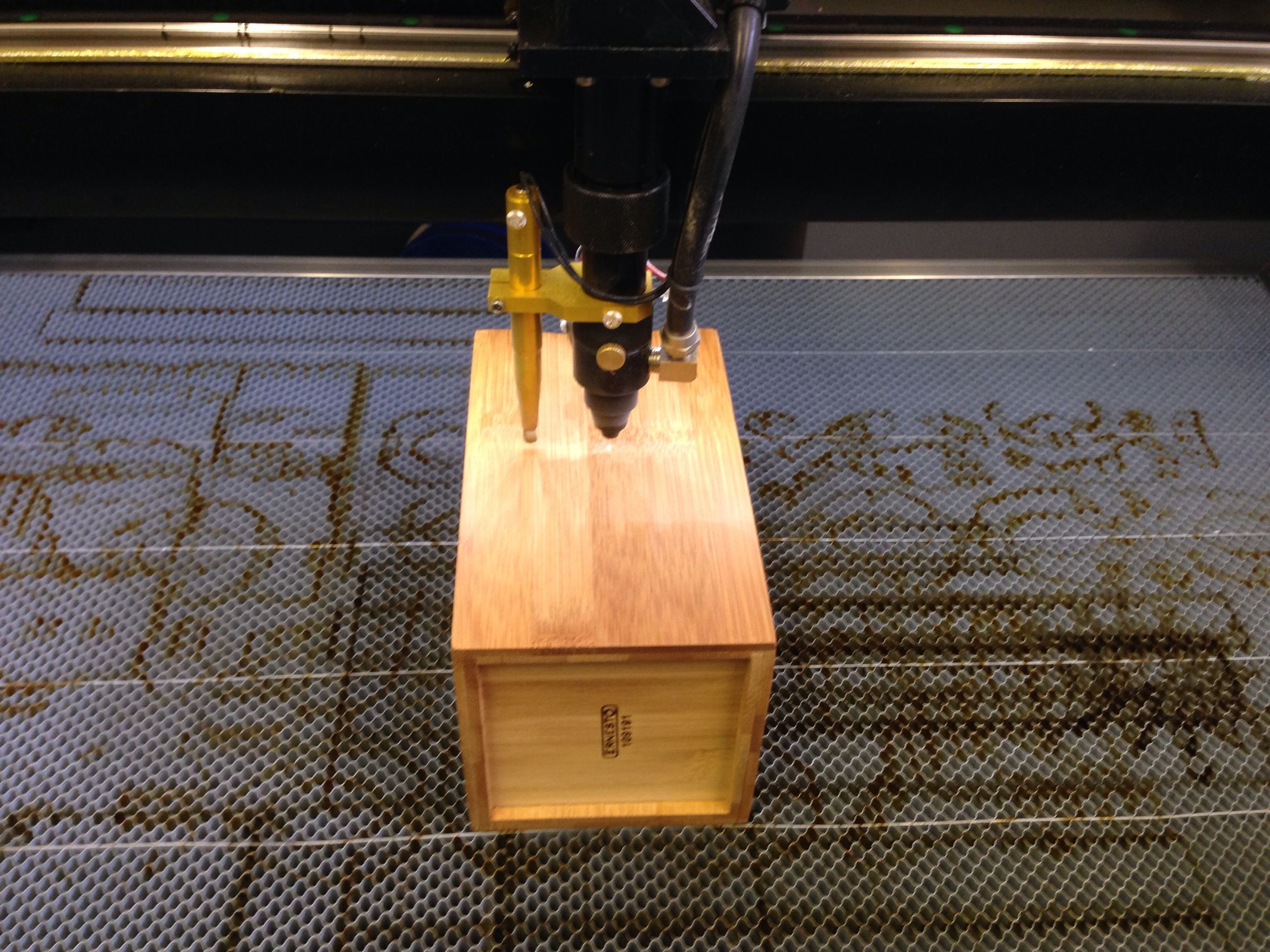 Wedding Gift - Laser Cut Utensil Caddy : 4 Steps (with Pictures ...