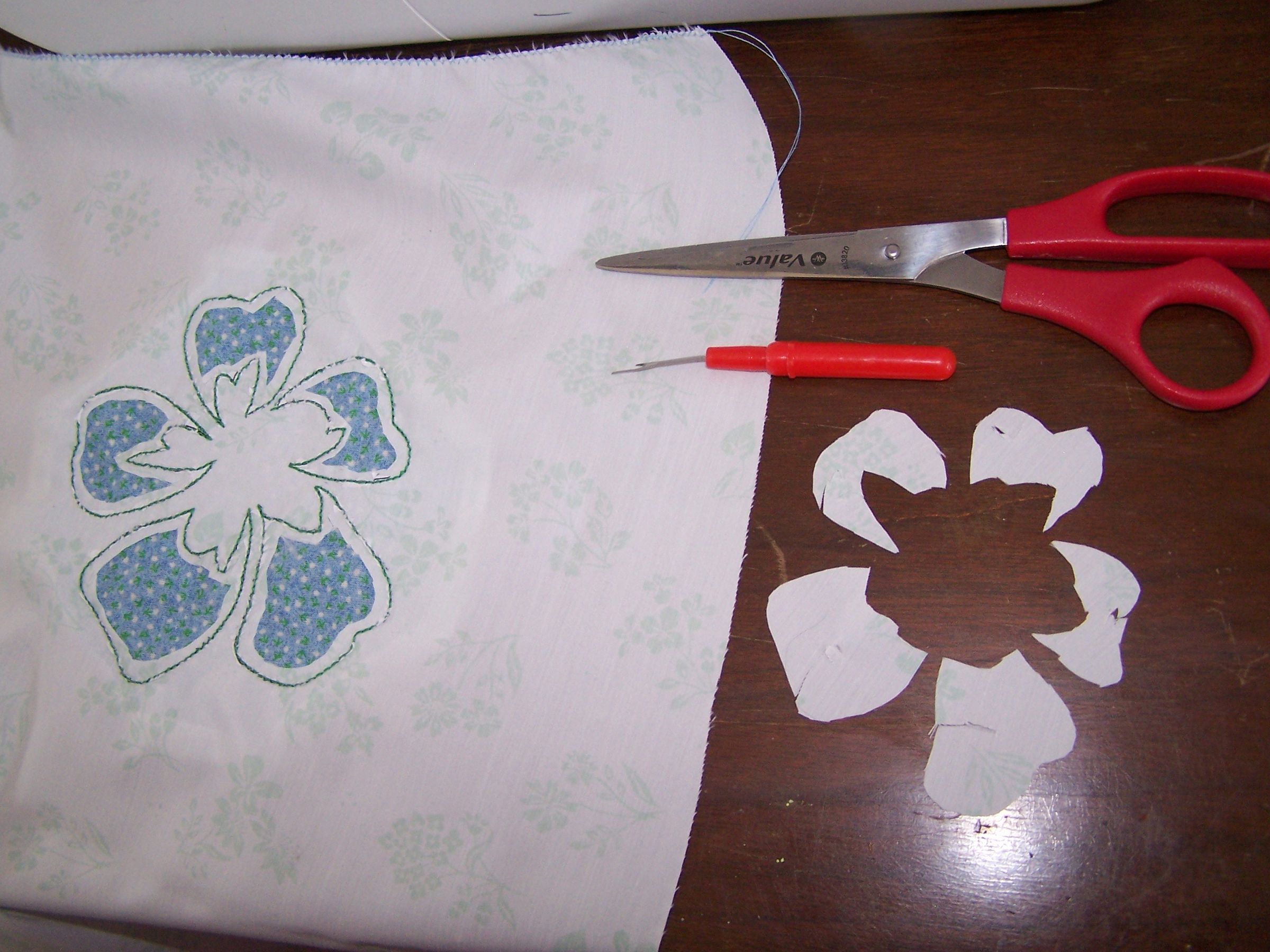 Reverse Applique : 5 Steps (with Pictures) - Instructables