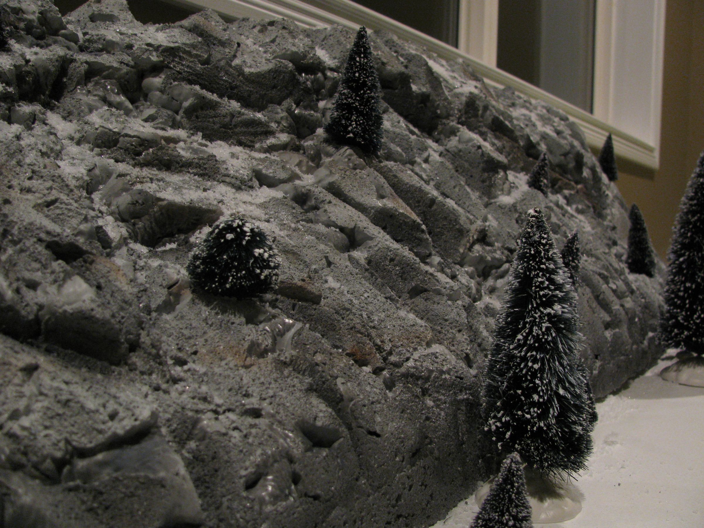 Model Railroad Mountain : 6 Steps - Instructables