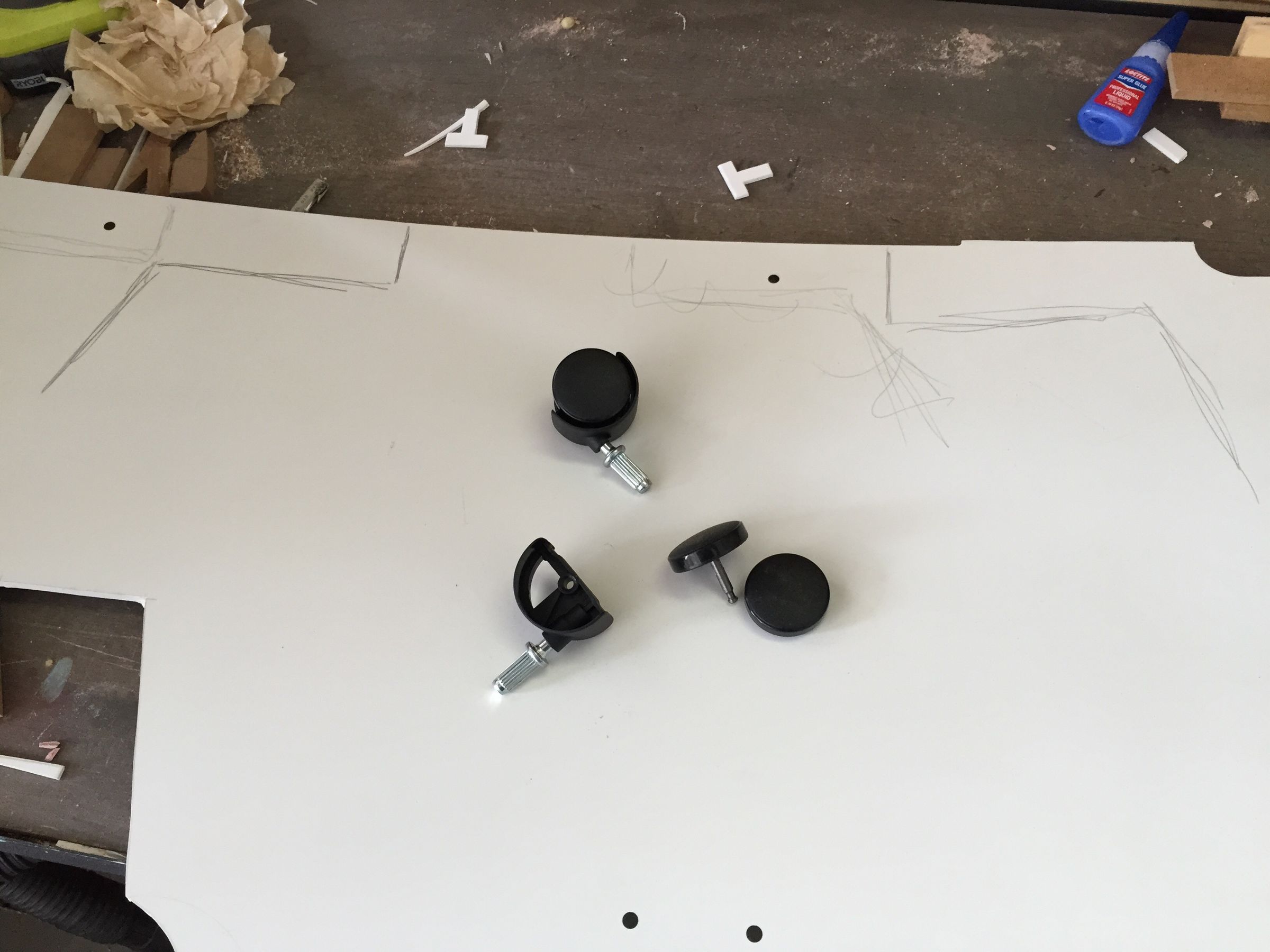 DIY Star Wars Millennium Falcon Cockpit Playhouse : 17 Steps (with ...