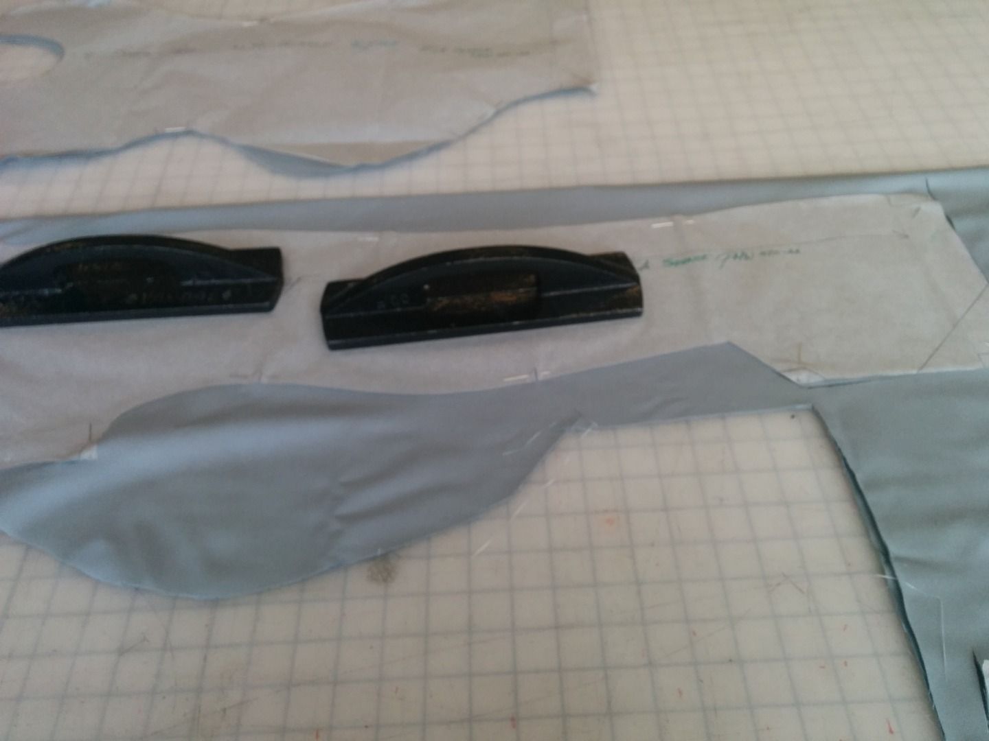 Cutting Fabric for to Make Clothing : 4 Steps (with Pictures ...