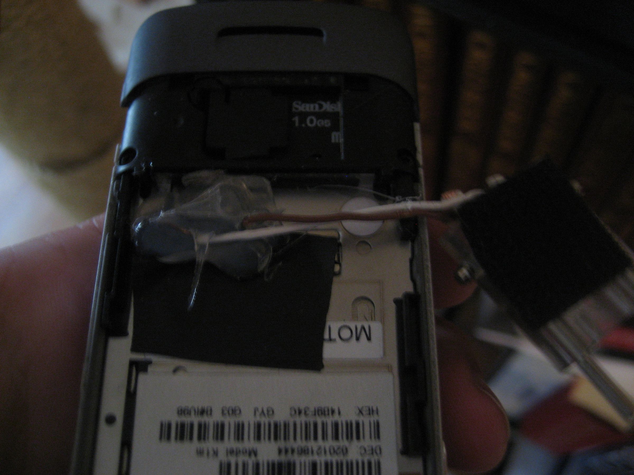 AA Battery Powered Cell Phone : 6 Steps (with Pictures) - Instructables