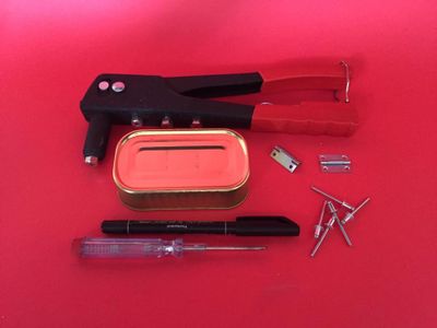 Make a Pretty Sardine Can Box : 6 Steps (with Pictures) - Instructables