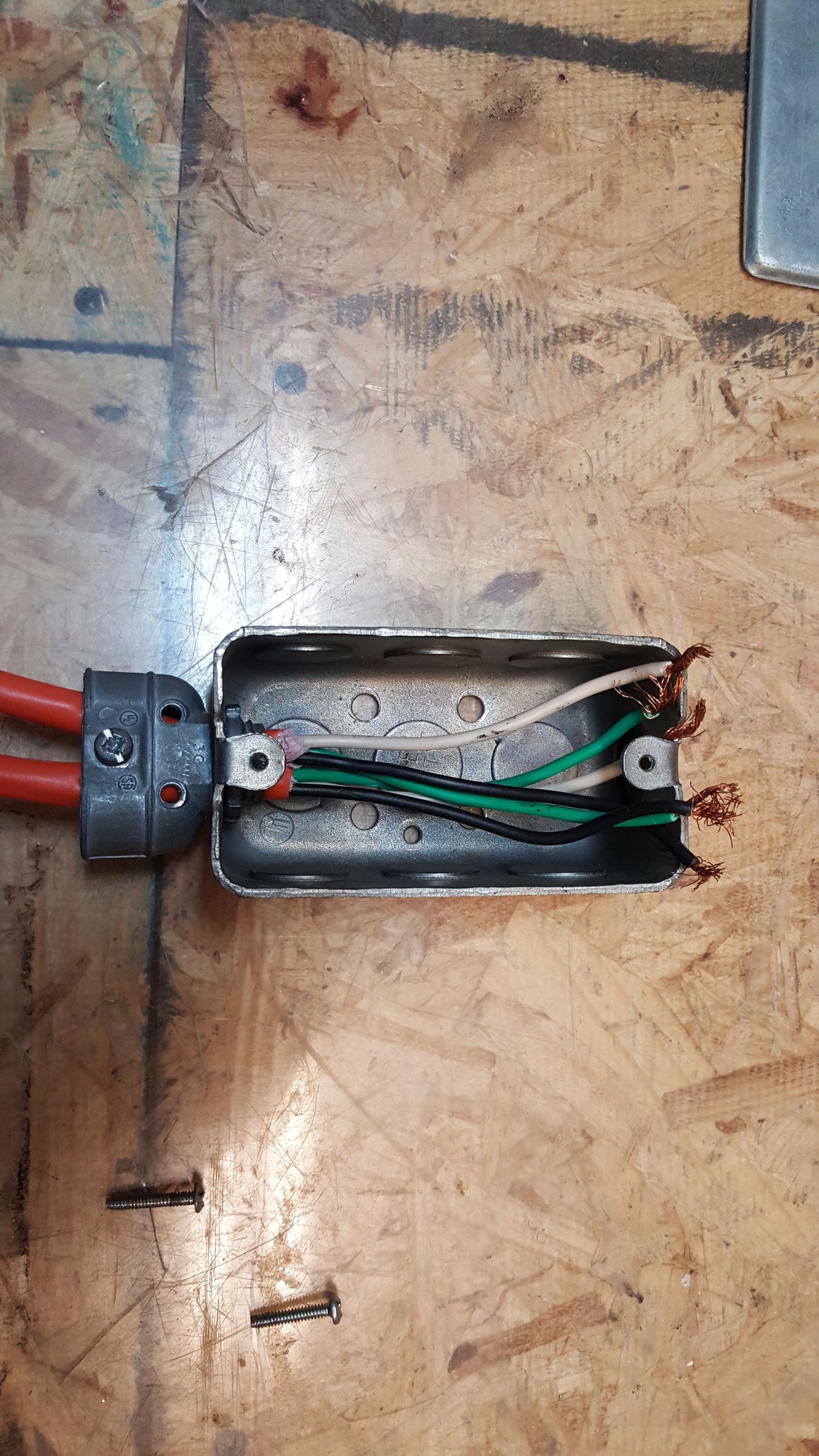 Auxiliary Switched Outlets : 5 Steps (with Pictures) - Instructables