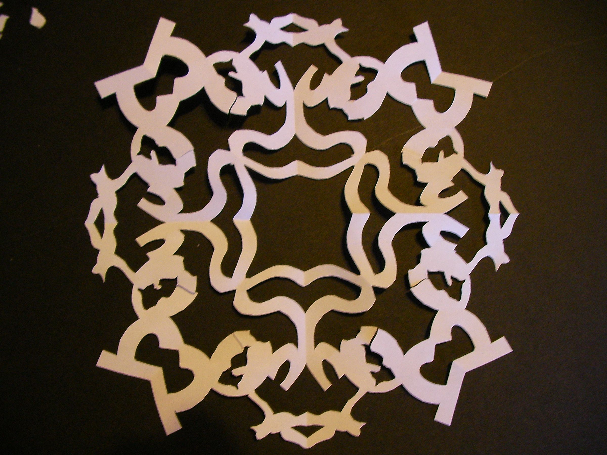 Paper Snowflakes : 10 Steps (with Pictures) - Instructables