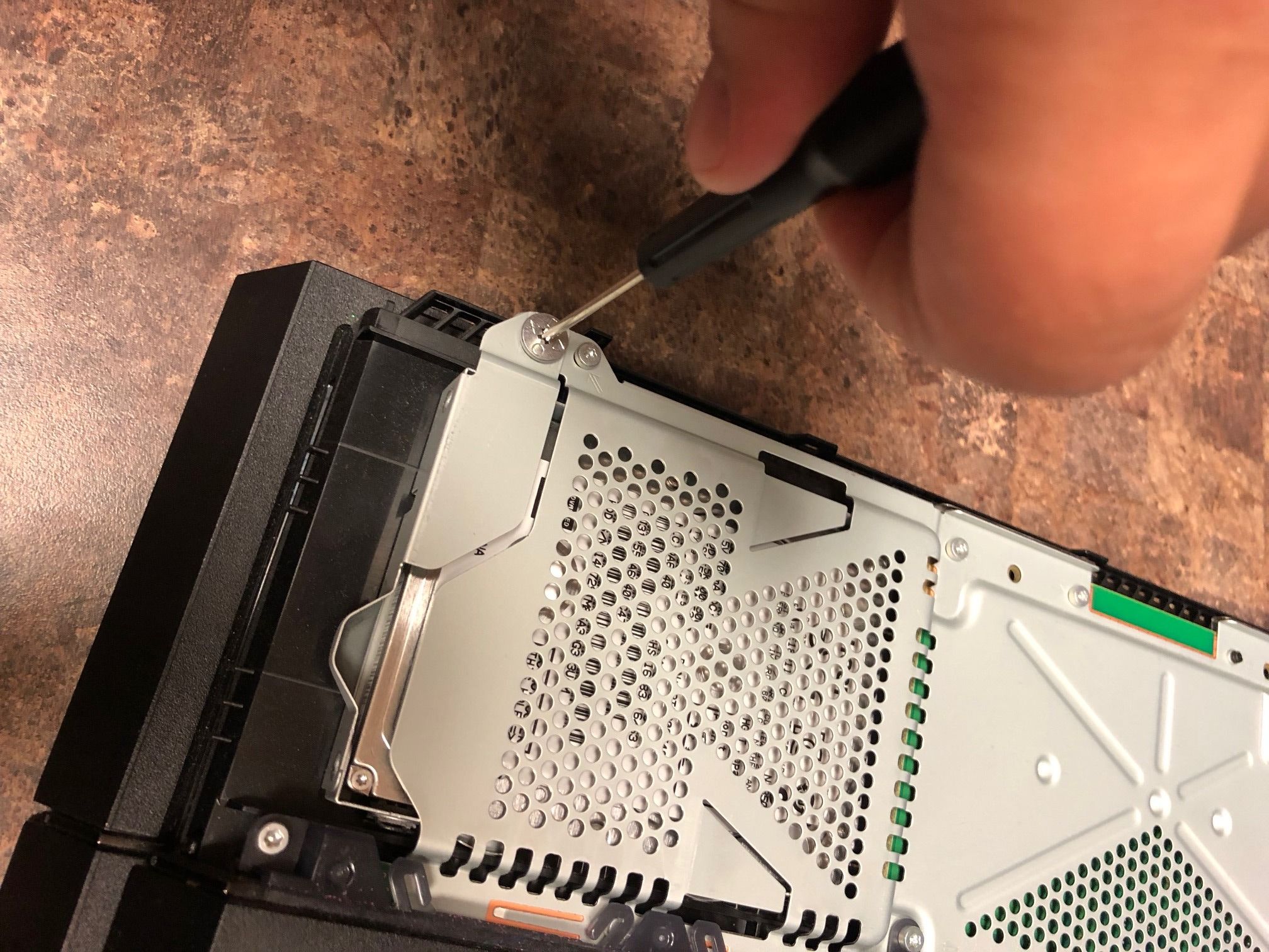 How to Change the Hard Drive in a PS4 : 5 Steps - Instructables