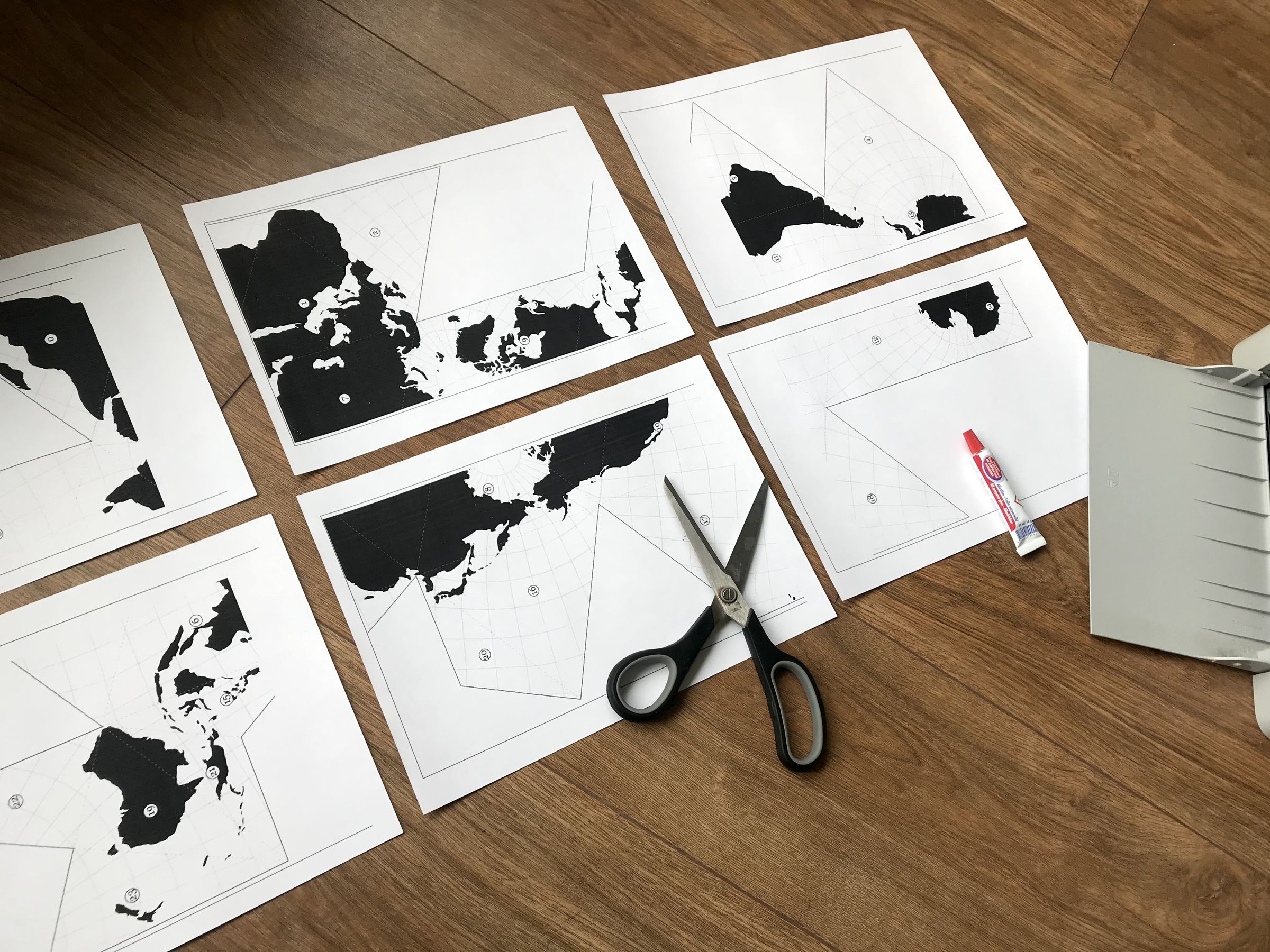 Easy Paper Desk World Globe to Highlight All Your Travel Destinations ...