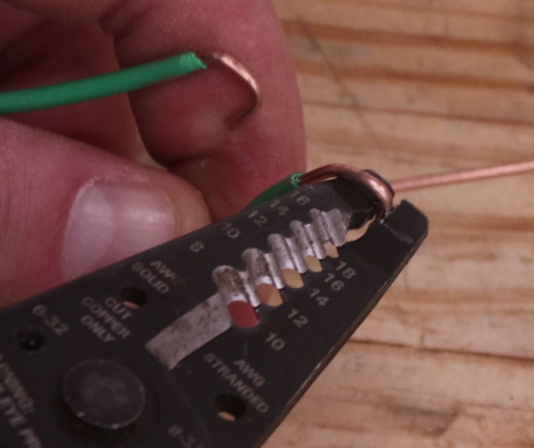 DIY Portable Switched Power Outlet With Extension Cord : 8 Steps (with ...