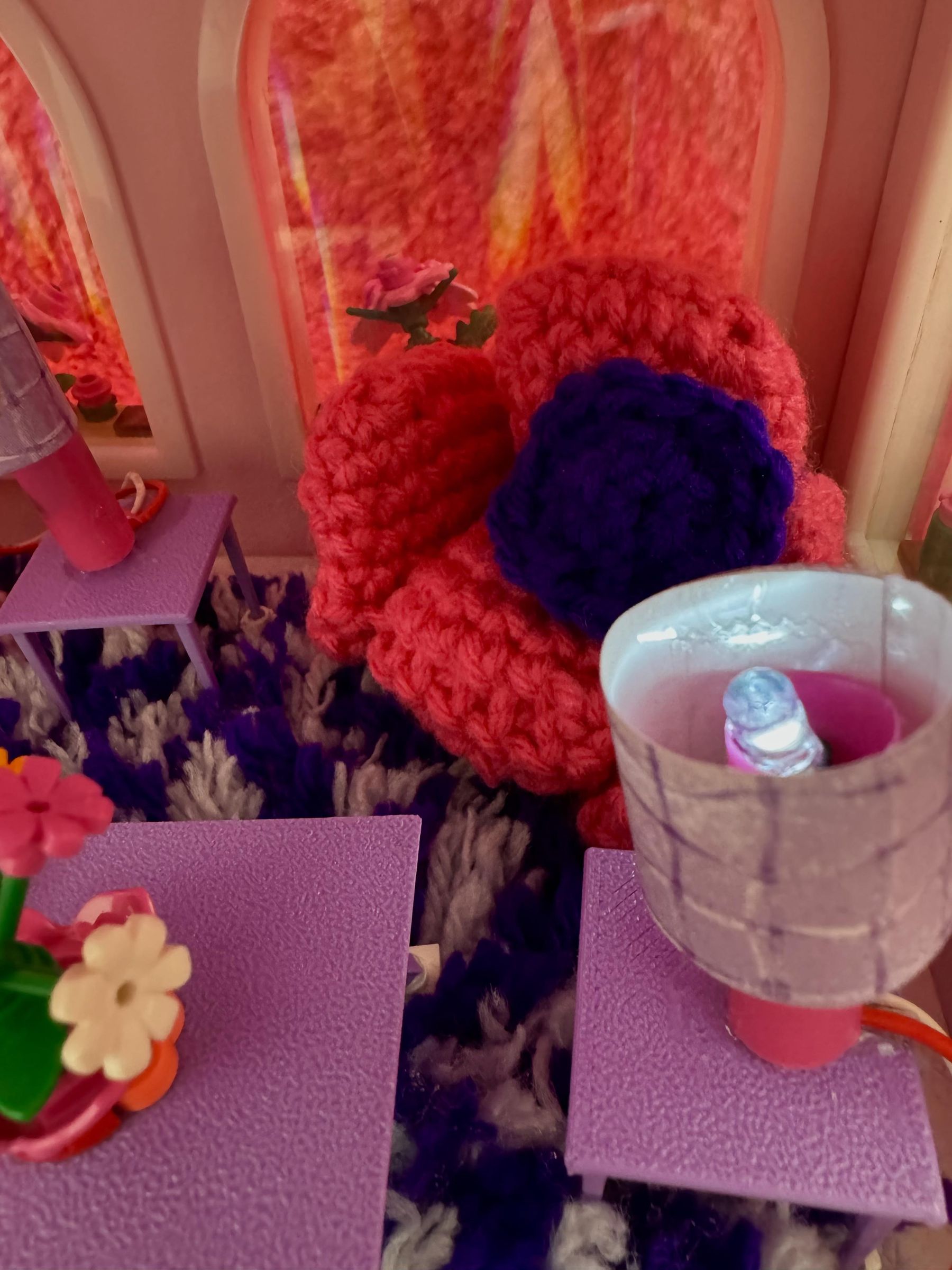 Make a Mixed Media Mini Room! : 7 Steps (with Pictures) - Instructables