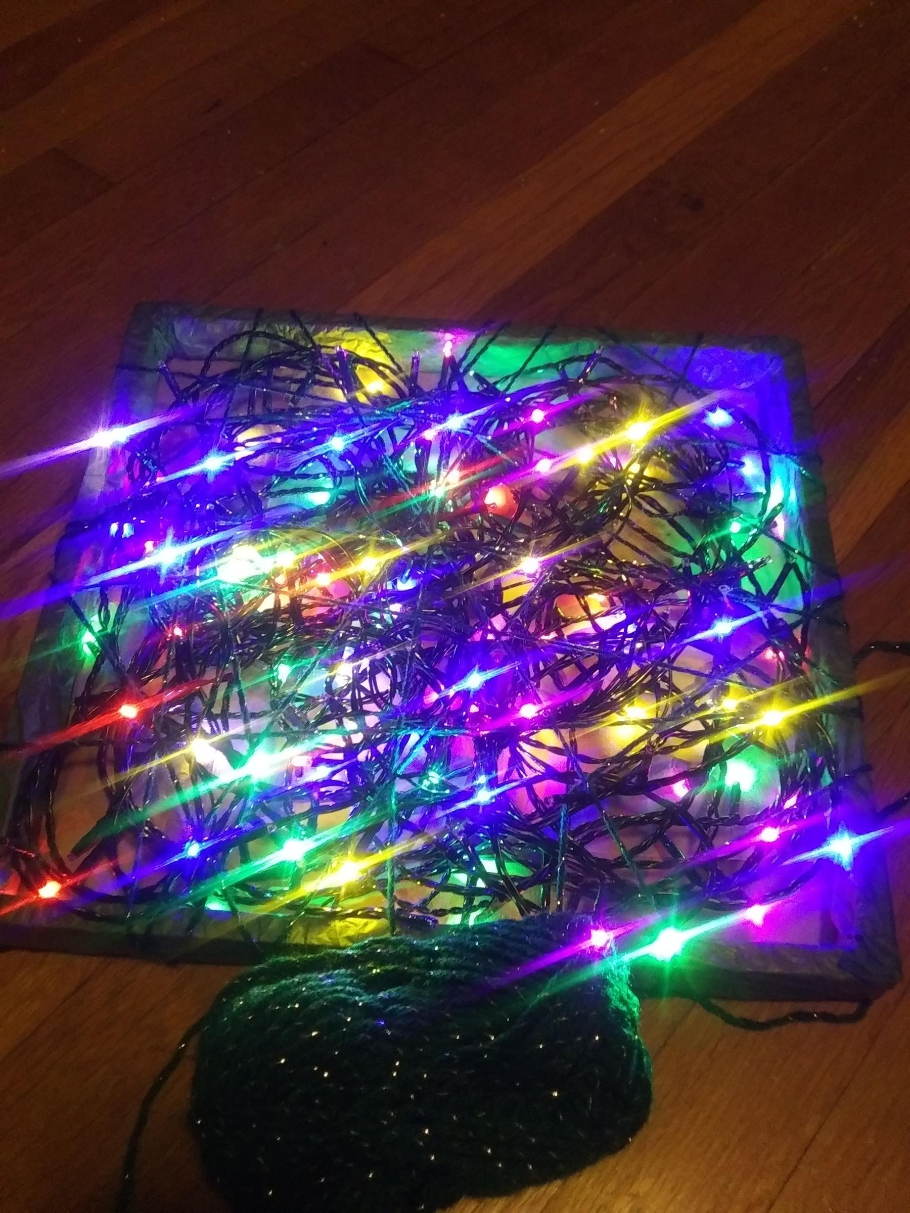 Simple Christmas Light Frame : 6 Steps - Instructables