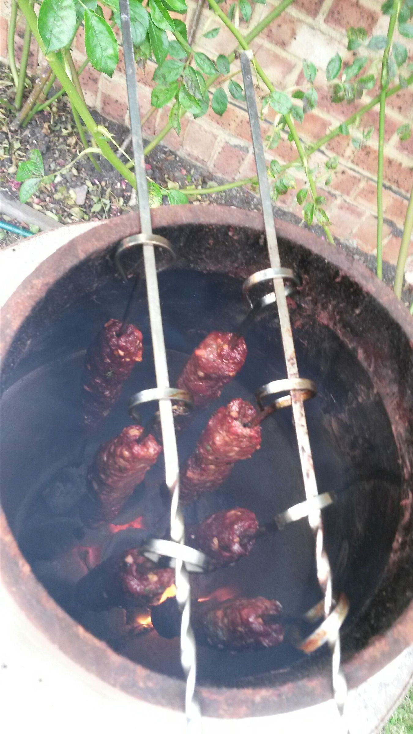 Compact Clay Pot Tandoor Oven : 12 Steps (with Pictures) - Instructables