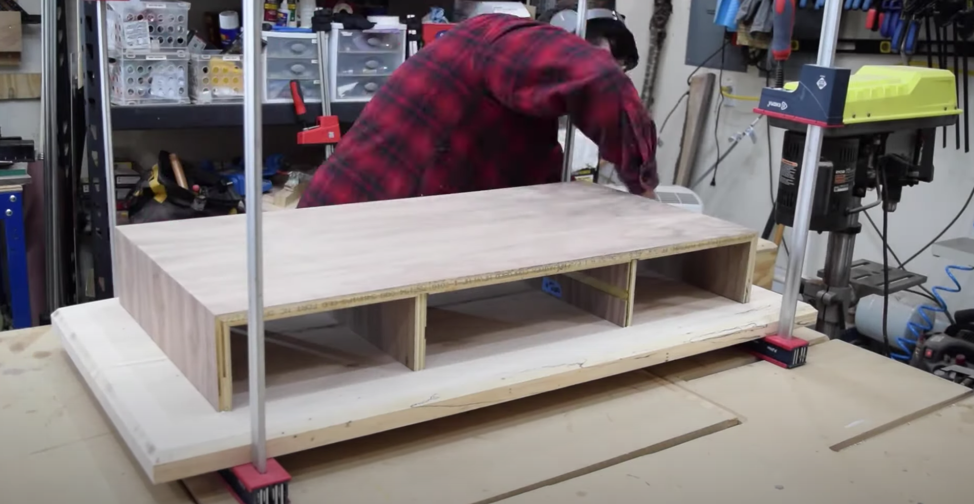 Modern Desk : 15 Steps (with Pictures) - Instructables