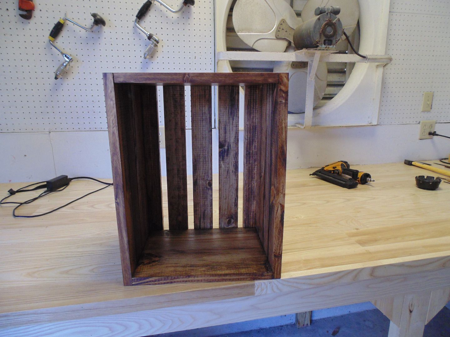 DIY : Wooden Crate - Instructables