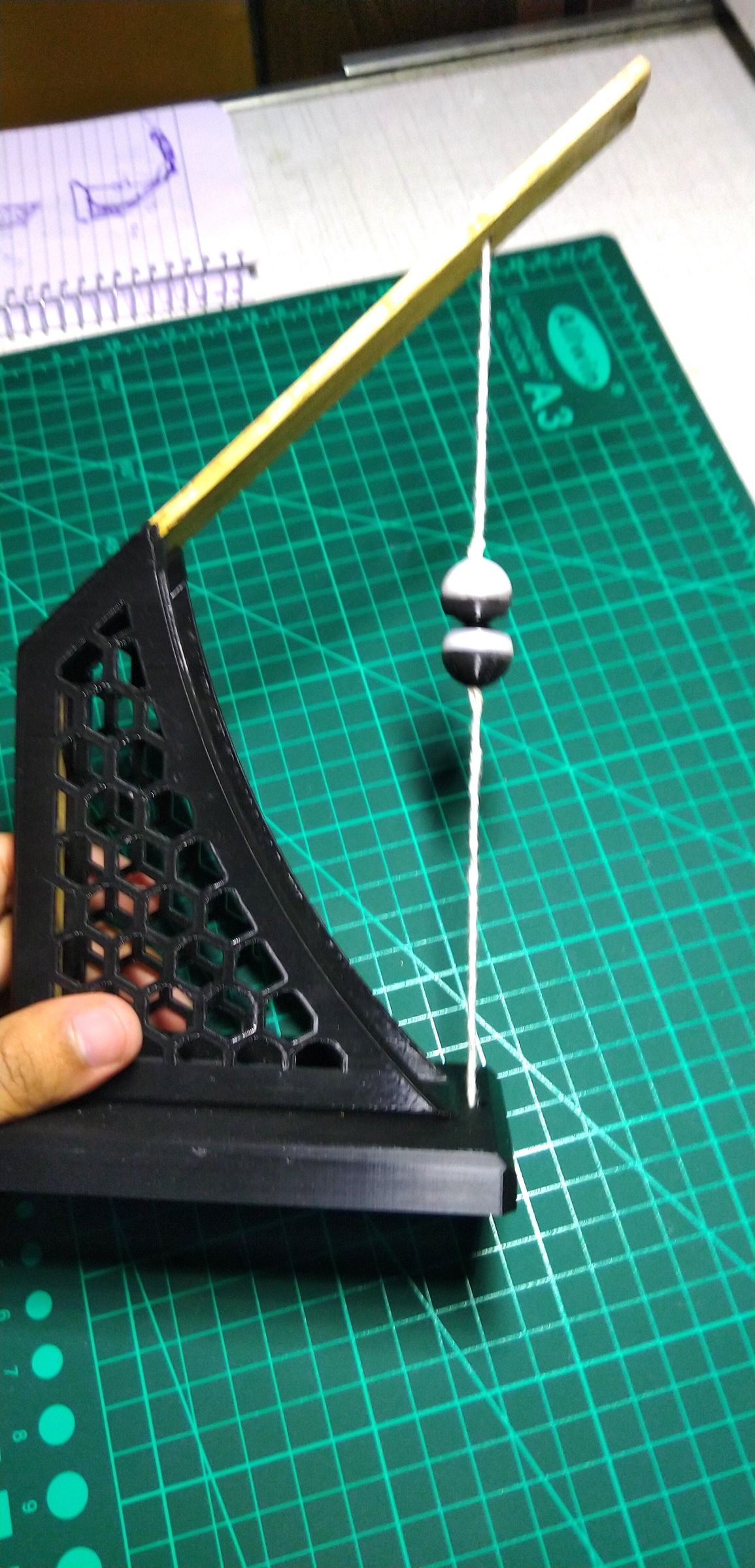 MagnoLamp : a Magnetic Desk Lamp : 7 Steps (with Pictures) - Instructables