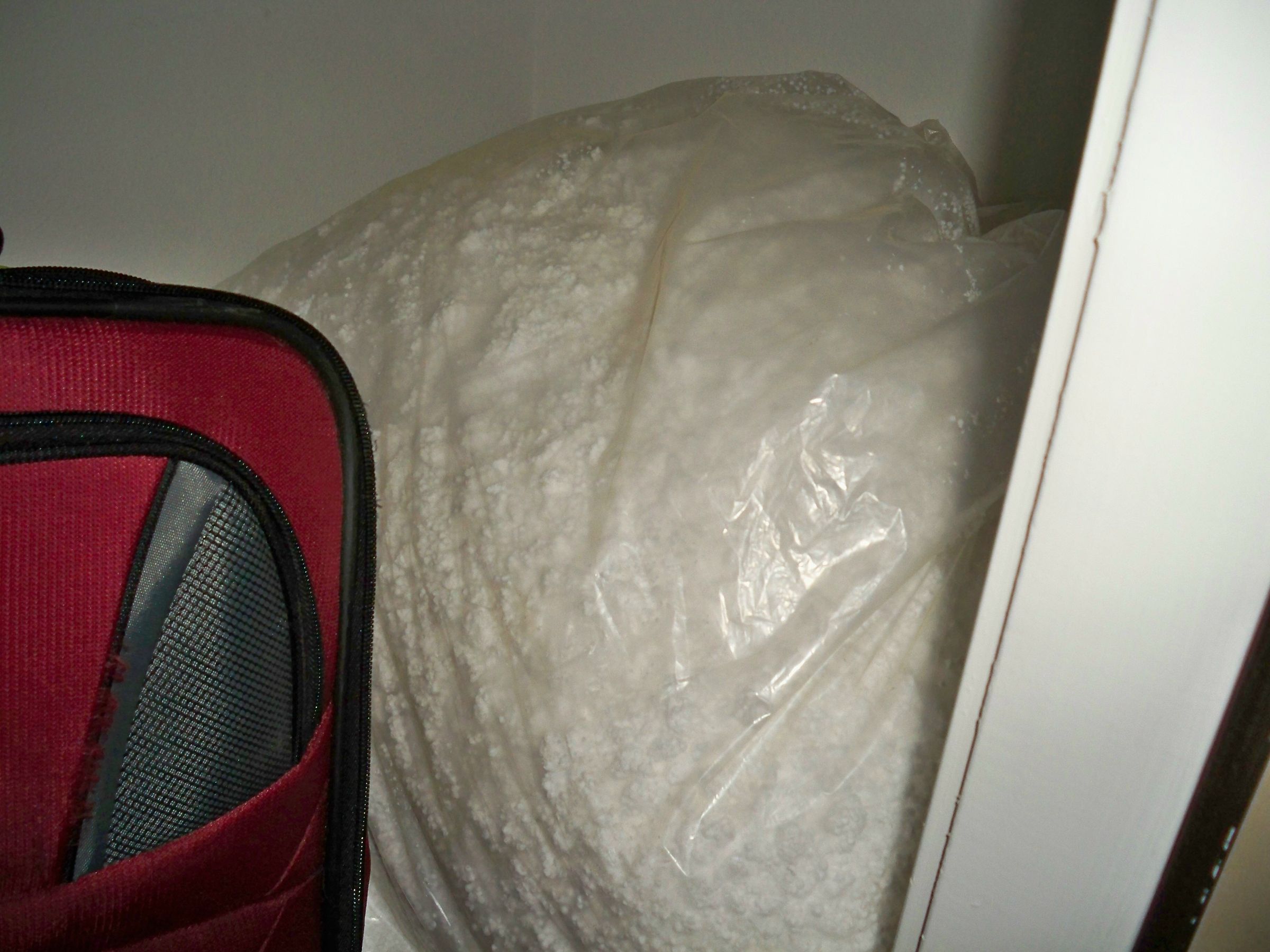 How to Make Awesome (and Easy!) Throw Pillows : 7 Steps - Instructables
