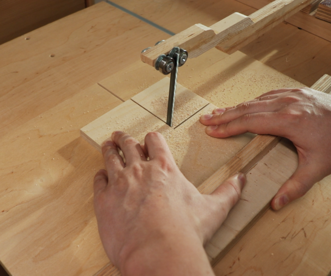 Make PERFECT CUTS With This DIY Dremel Cutting Station : 15 Steps (with ...