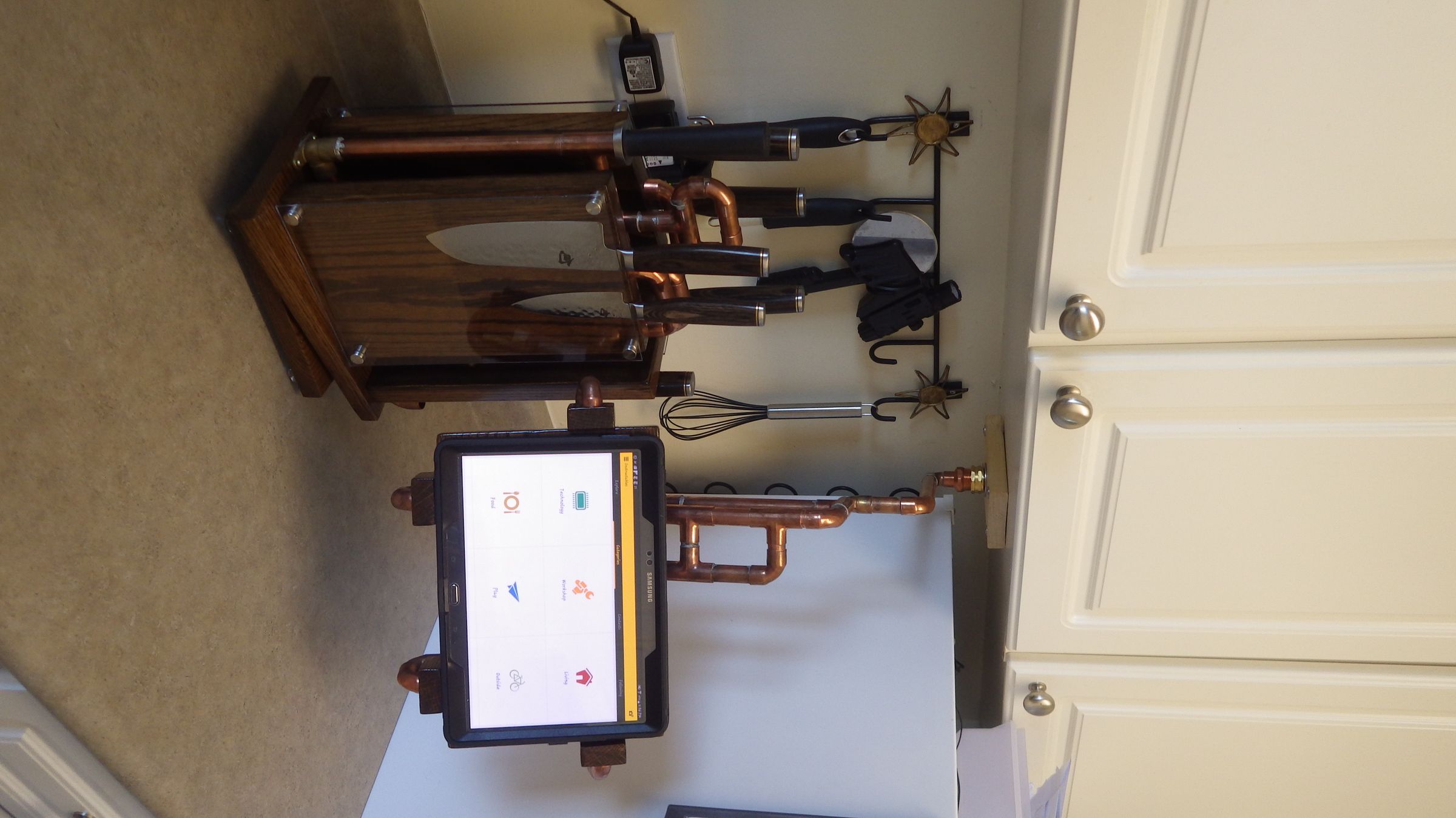 Copper Framed Tablet Holder : 11 Steps (with Pictures) - Instructables