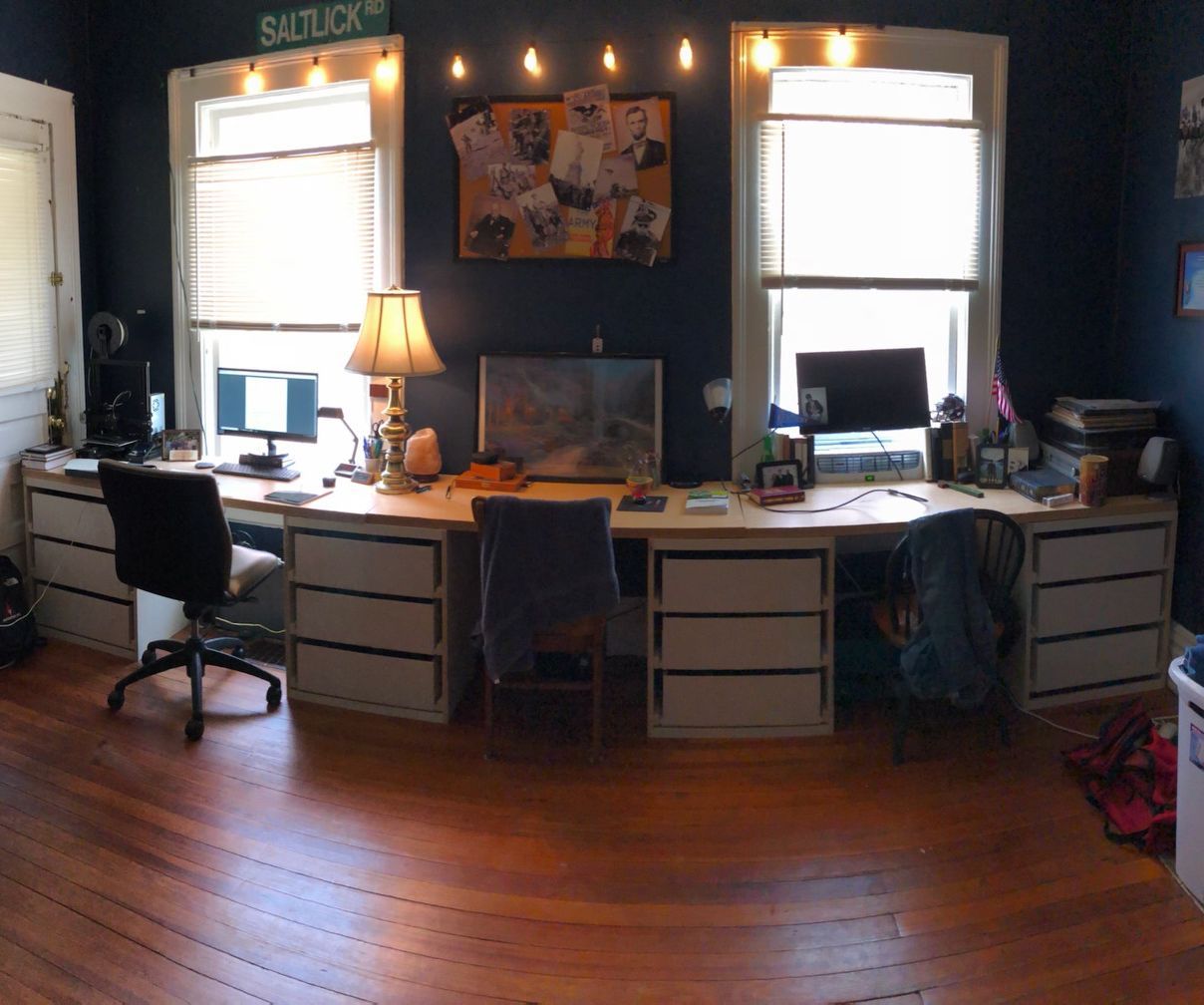 Mega Desk for 3 People : 10 Steps (with Pictures) - Instructables