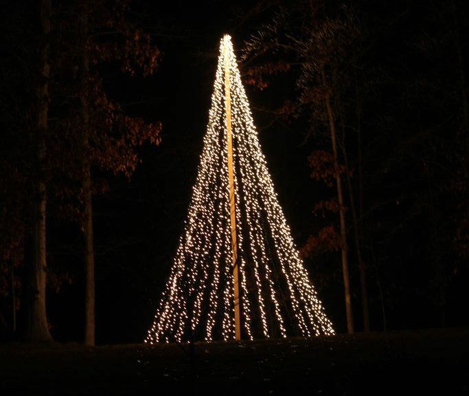 HUGE Light Christmas Tree : 4 Steps - Instructables