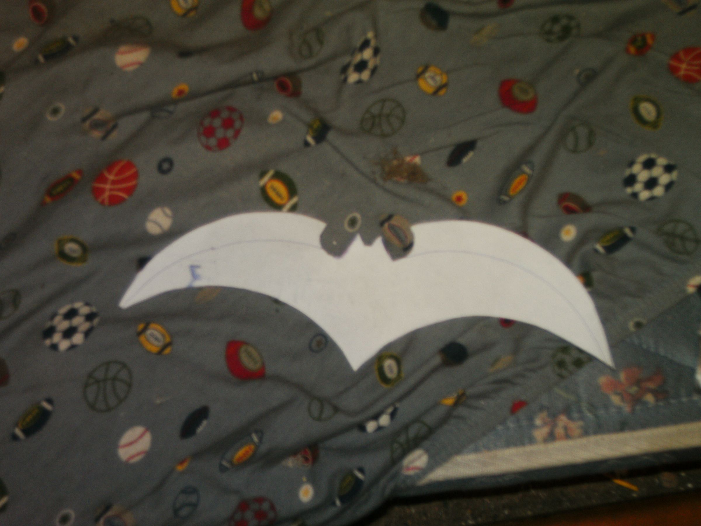 How to Make Batman's Batarang From Cardboard : 7 Steps - Instructables