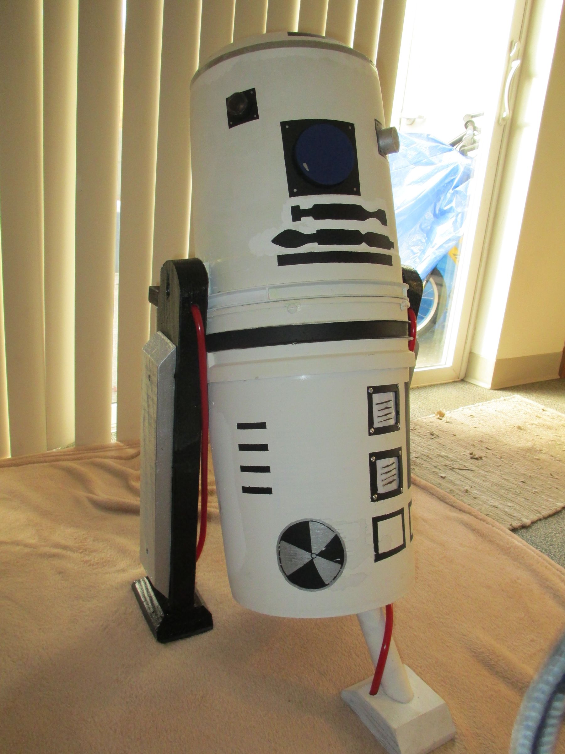Star Wars Props : 4 Steps - Instructables