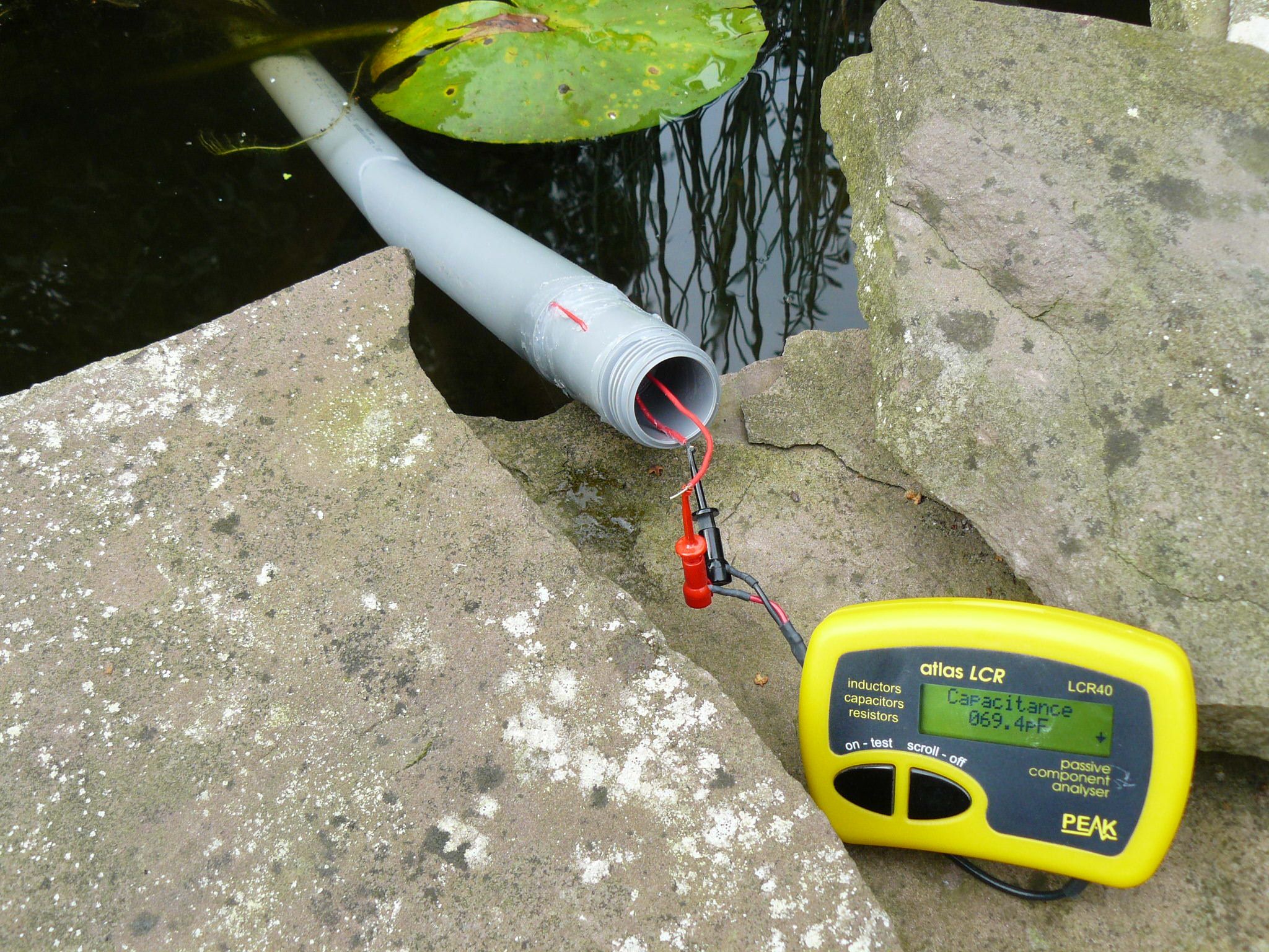 Capacitive Fluid Level Sensor : 14 Steps (with Pictures) - Instructables