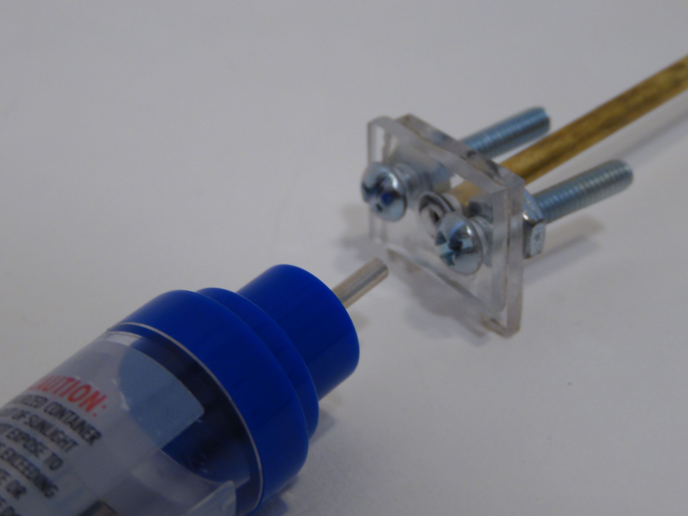 Palm Mounted Hand Flamethrower - Mk. 3 : 8 Steps (with Pictures ...