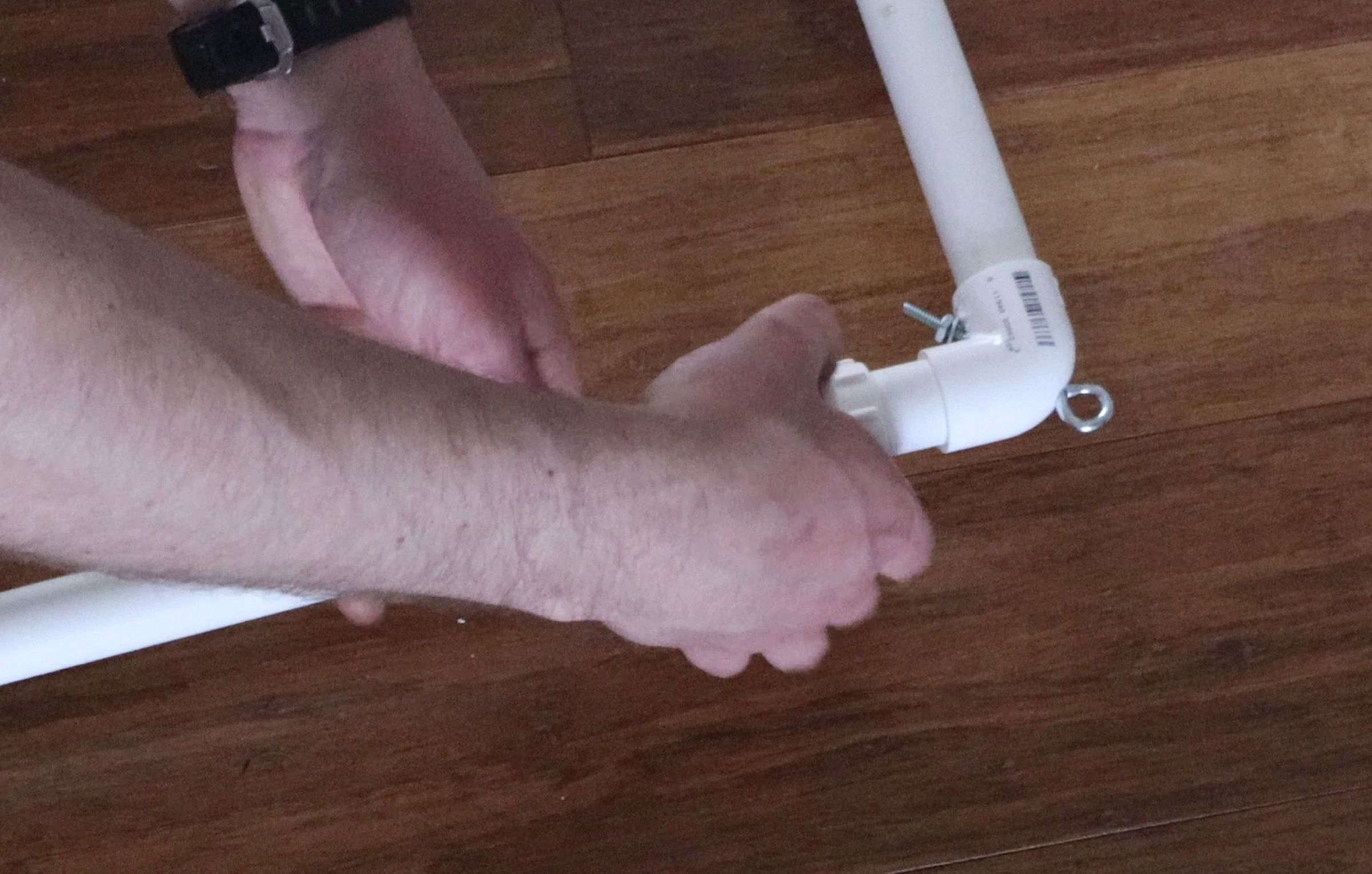 DIY Inexpensive Collapsible Projector Screen Frame : 8 Steps (with ...