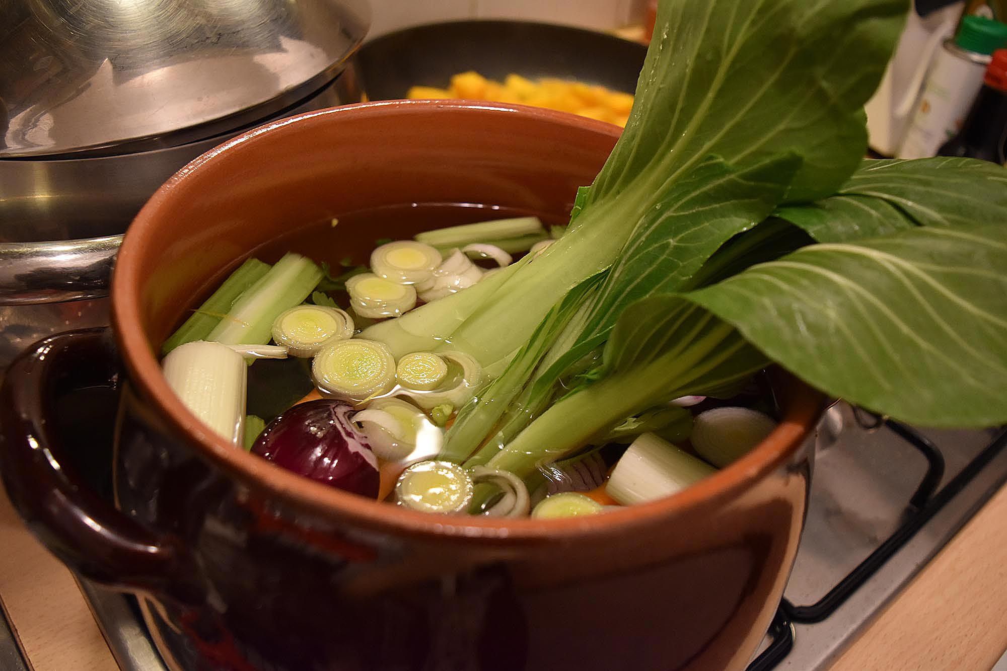RAVIOLI-RAMEN (veg) Italy Meets Japan : 7 Steps (with Pictures ...