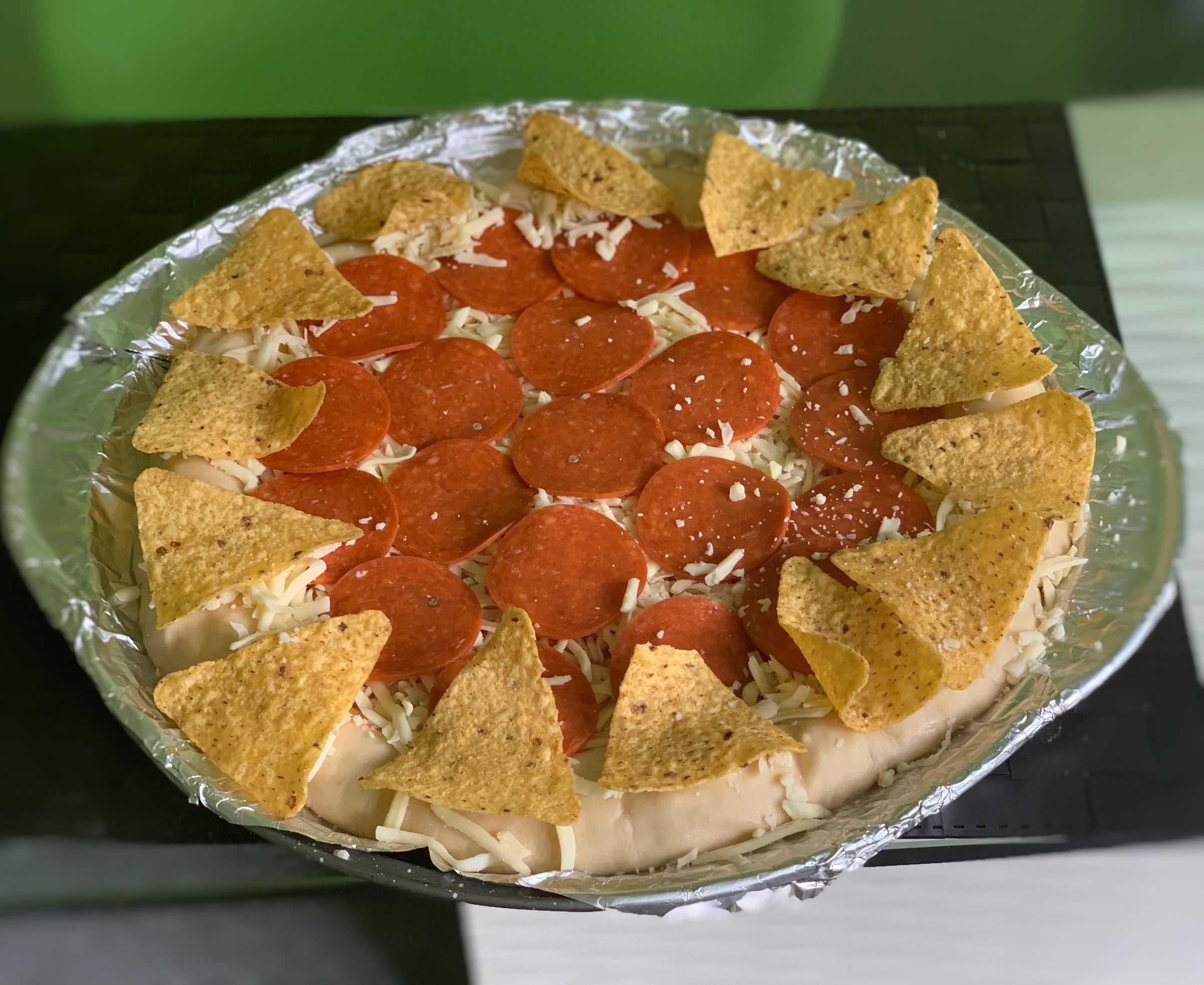 How to Make Pizza Hut's Dorito Crust Pizza : 6 Steps - Instructables