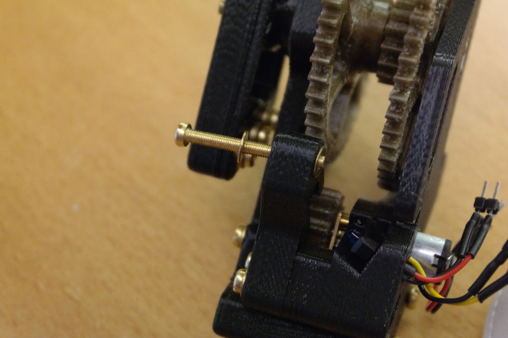 Hand in Hand Skeleton Clock : 11 Steps (with Pictures) - Instructables