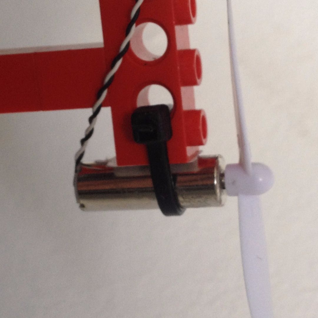 Cheap Flying Lego Quadcopter : 4 Steps (with Pictures) - Instructables