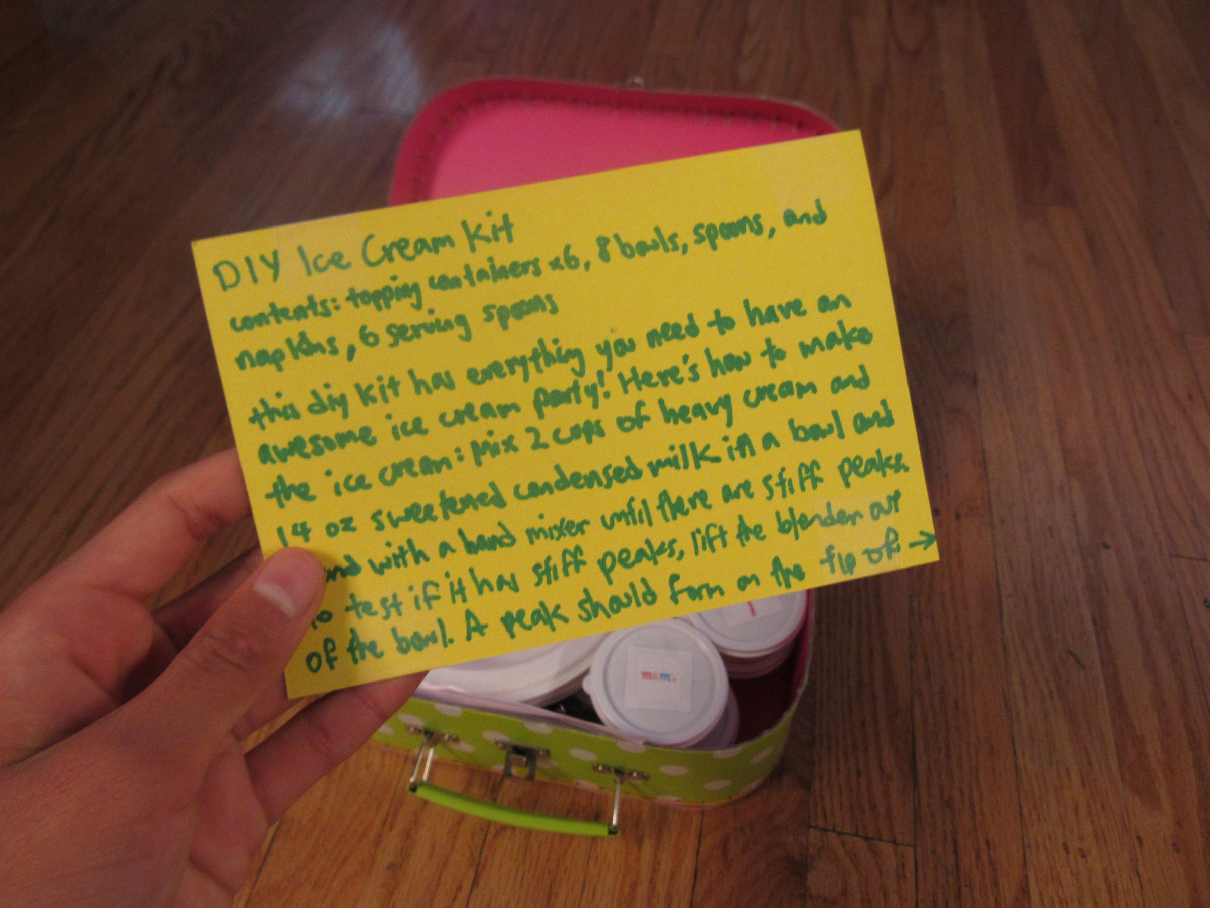 DIY Christmas Gifts - Themed Kits : 5 Steps (with Pictures) - Instructables