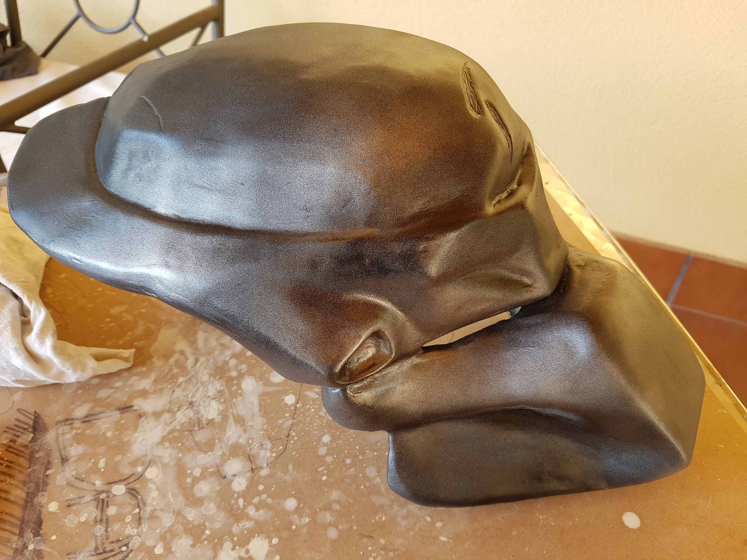 Predator Bio Helmet - Pepakura : 4 Steps (with Pictures) - Instructables