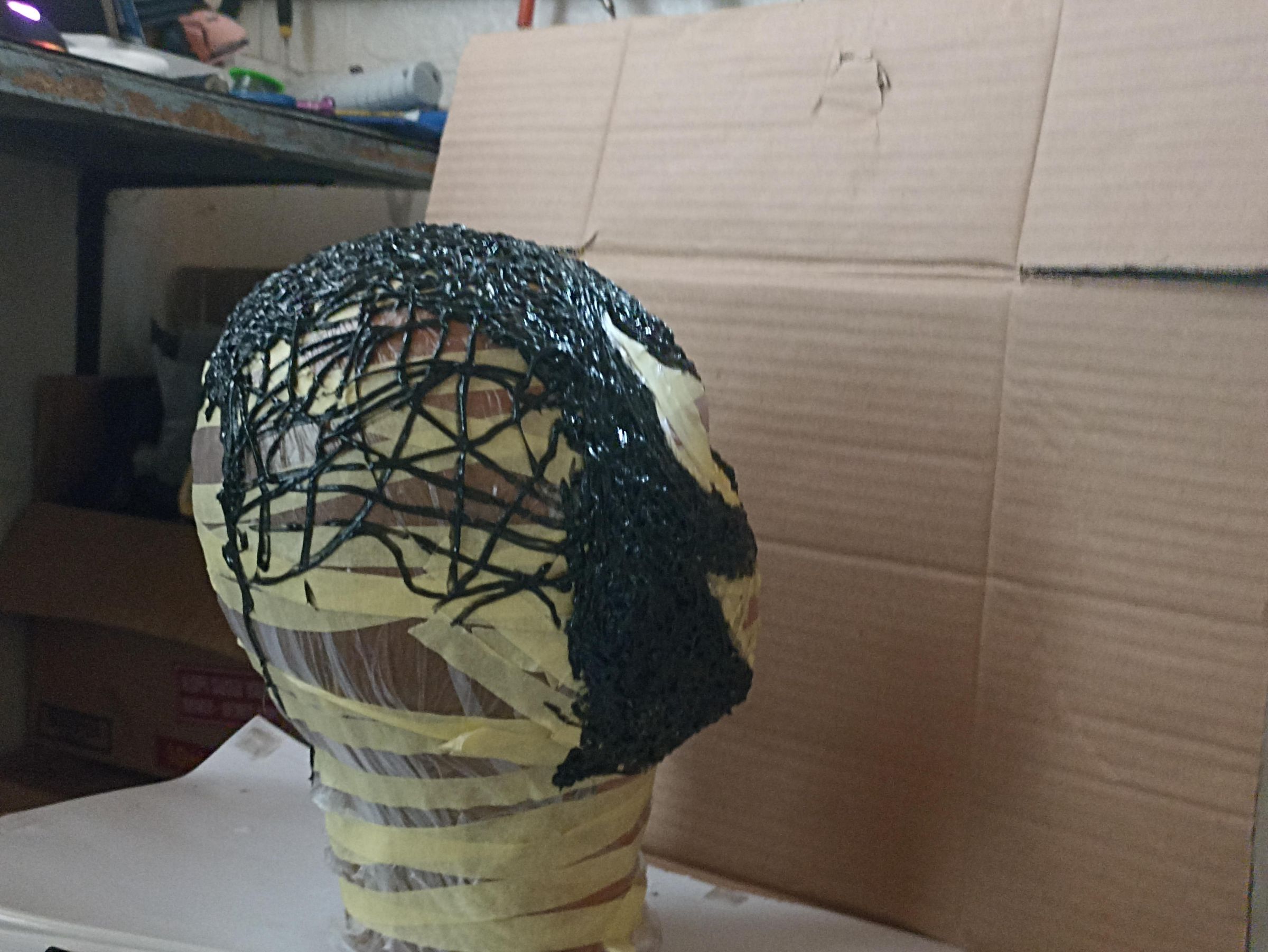 Making Venom Ruber Mask Made From Hot Glue : 8 Steps (with Pictures ...