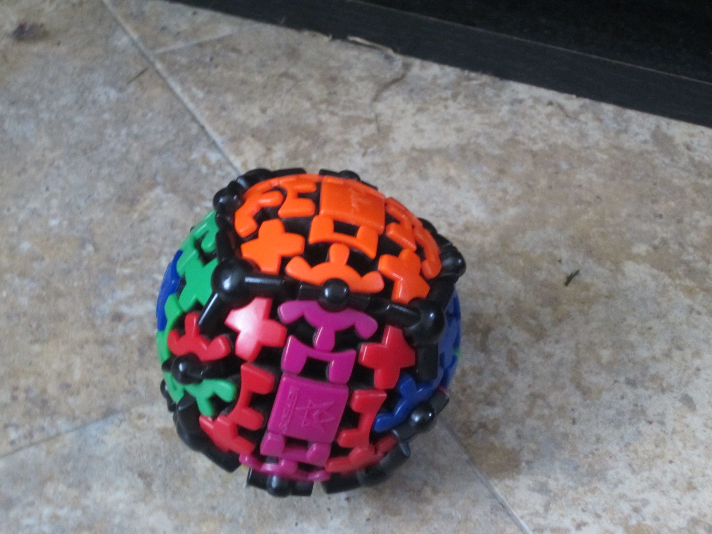 How to Solve the Gear Ball Rubik's Cube : 3 Steps - Instructables